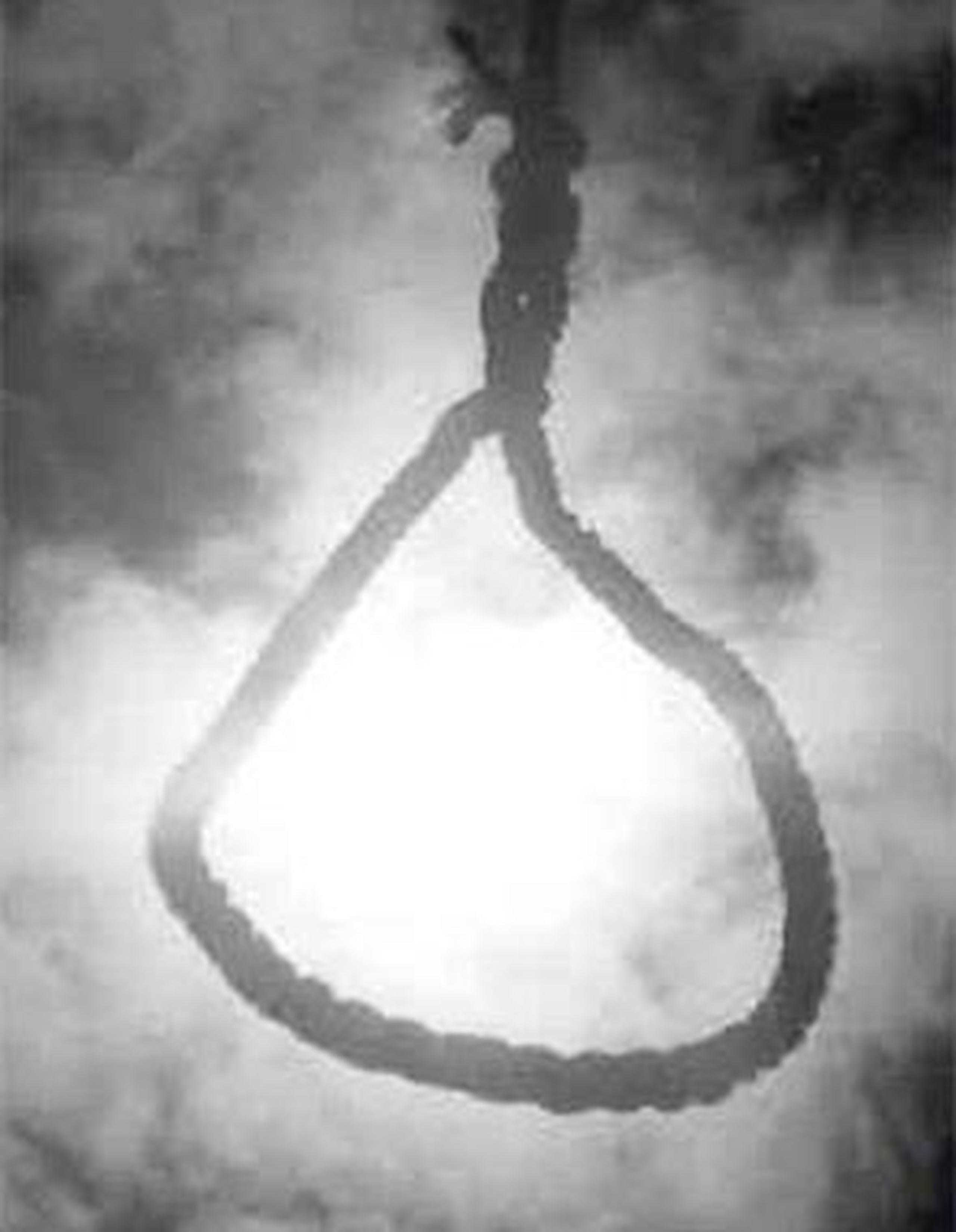 Hombre se ahorca en su hogar - Primera Hora