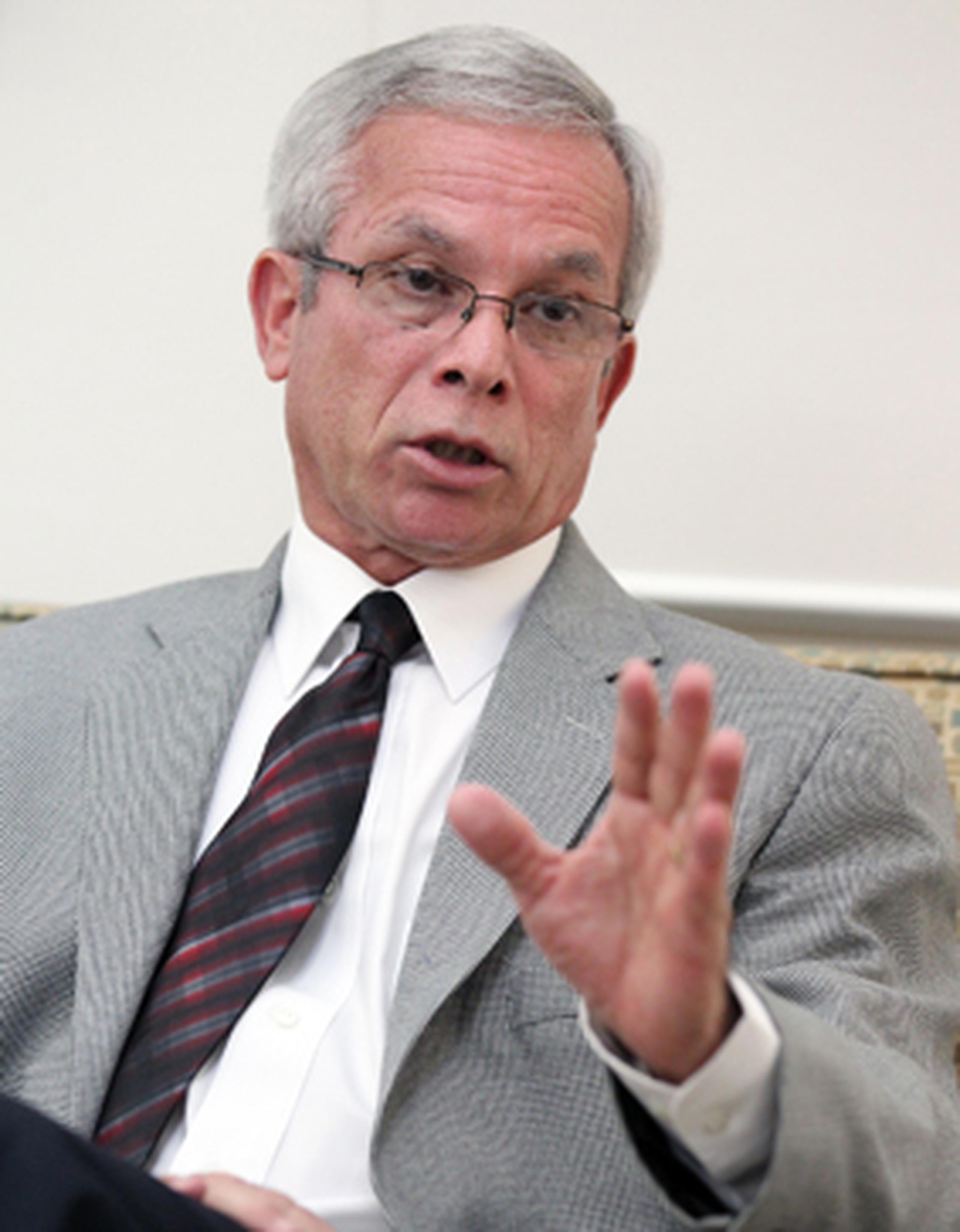 Presidente de la UPR no aprobará permanencia a Vázquez Botet - Primera Hora