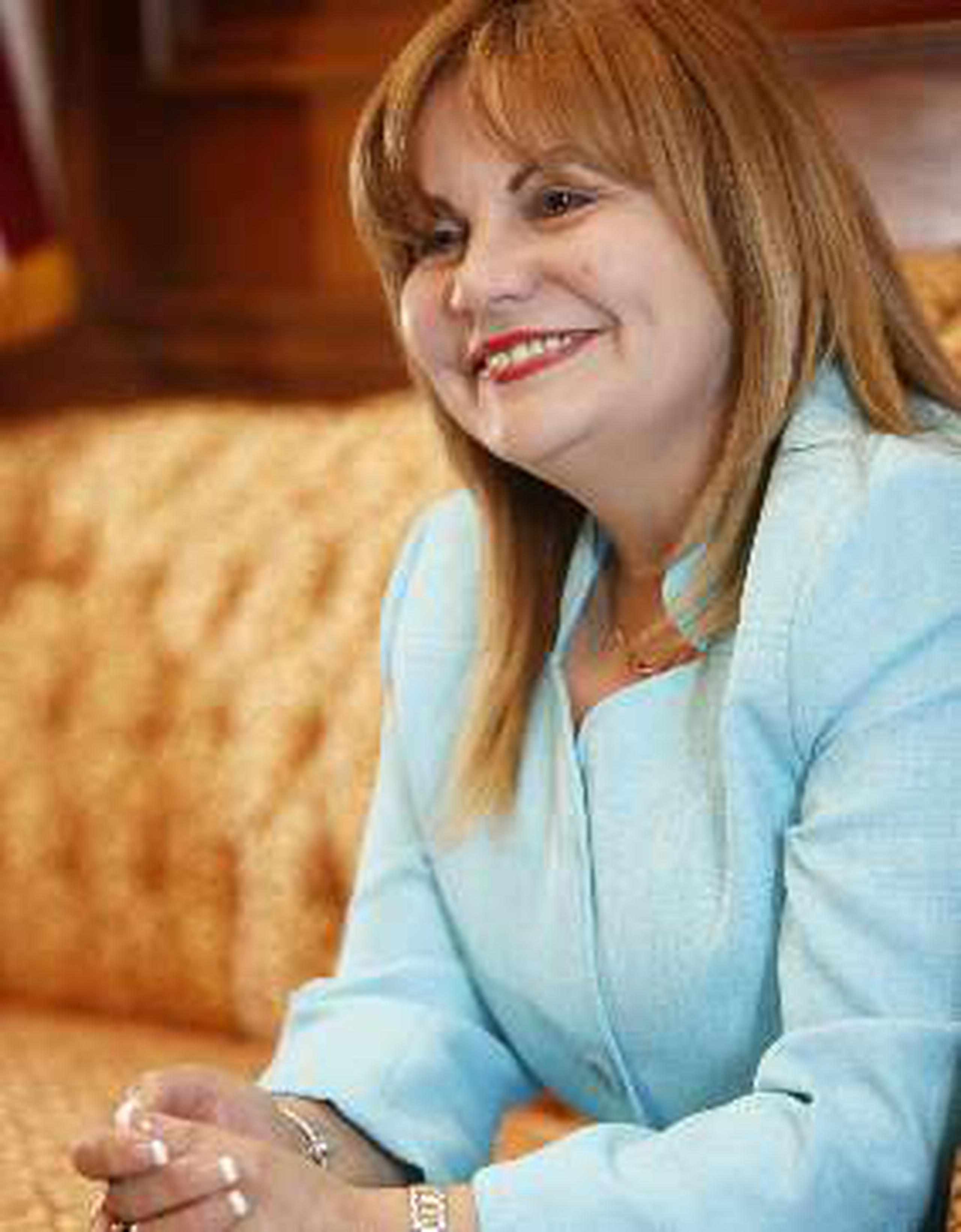 Siempre apoyó el sueño político de su hija Jenniffer González - Primera ...