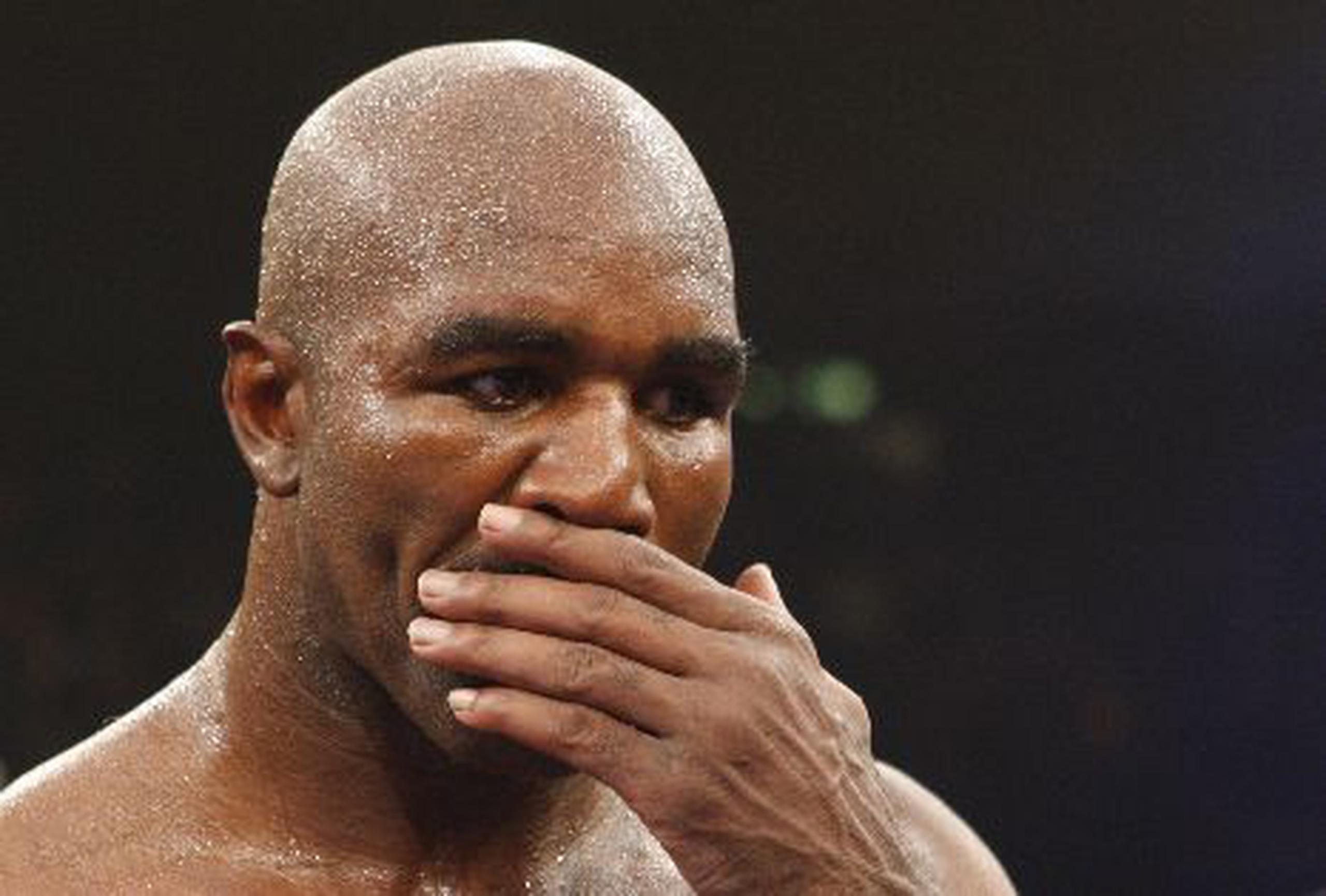 Evander Holyfield da el campanazo final - Primera Hora