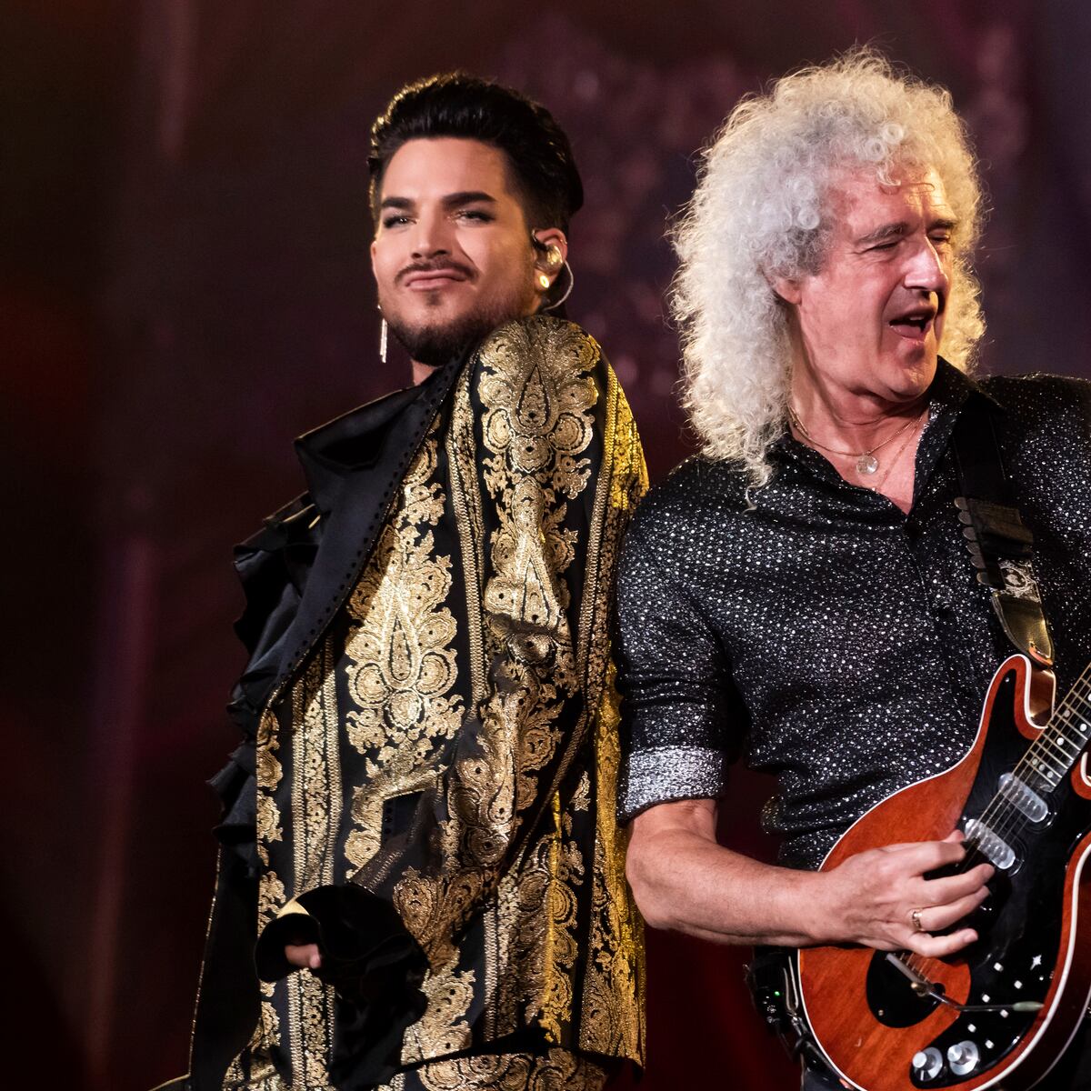 Queen rinde homenaje a los “campeones” - Primera Hora