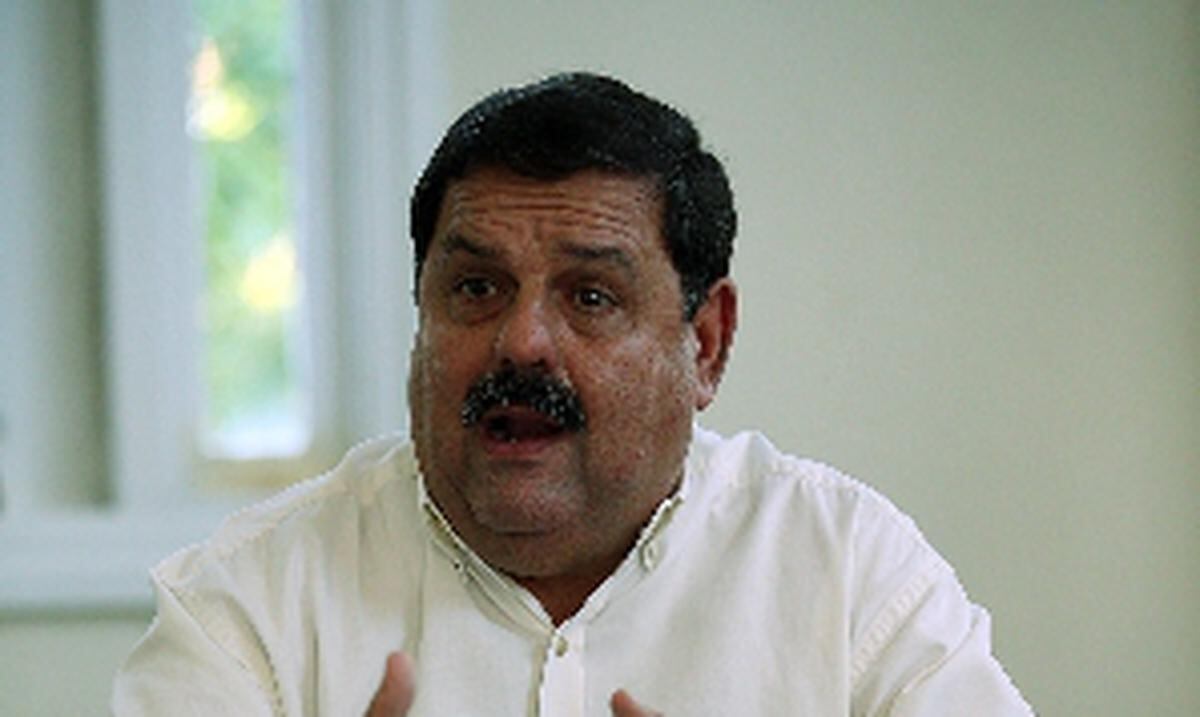 Eric Labrador defiende su gestión por el fútbol - Primera Hora