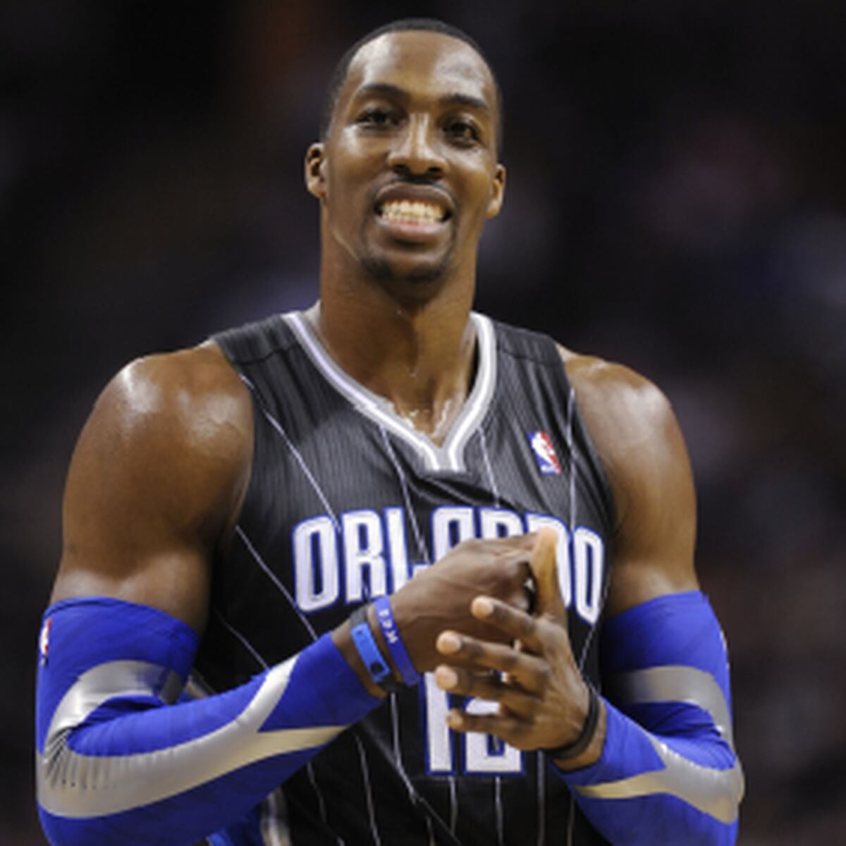 Dwight Howard fue operado de la espalda con éxito - Primera Hora