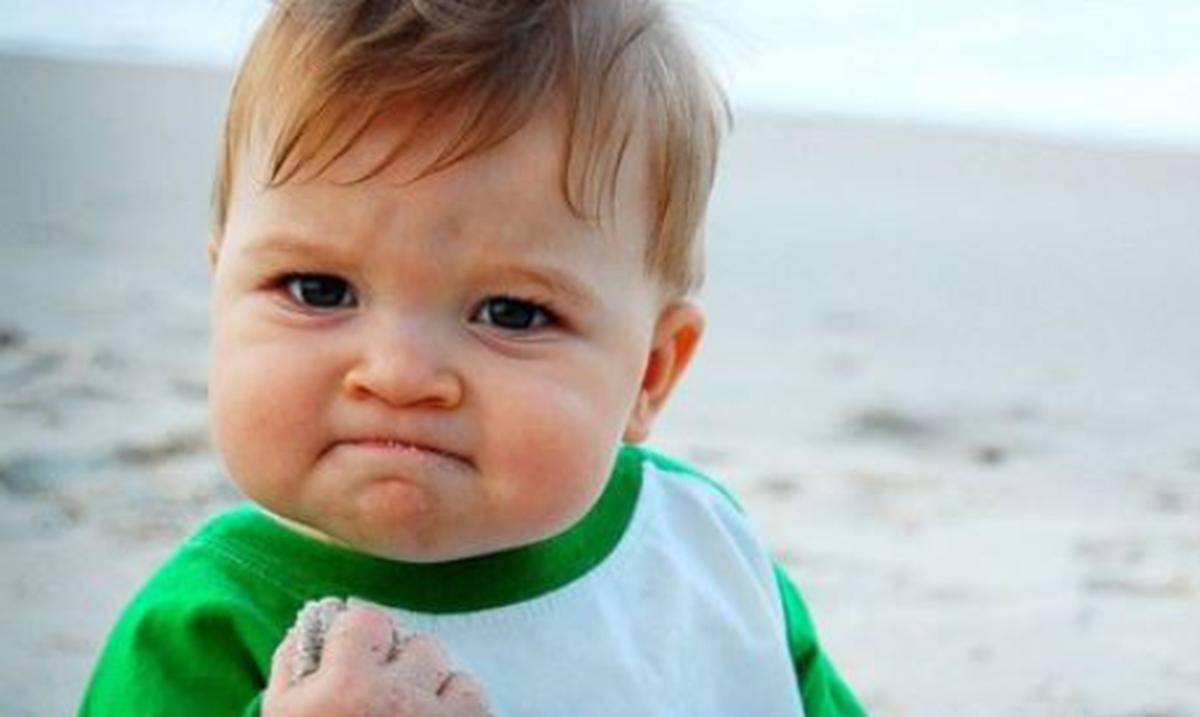 Así luce hoy día el bebé del meme de éxito - Primera Hora