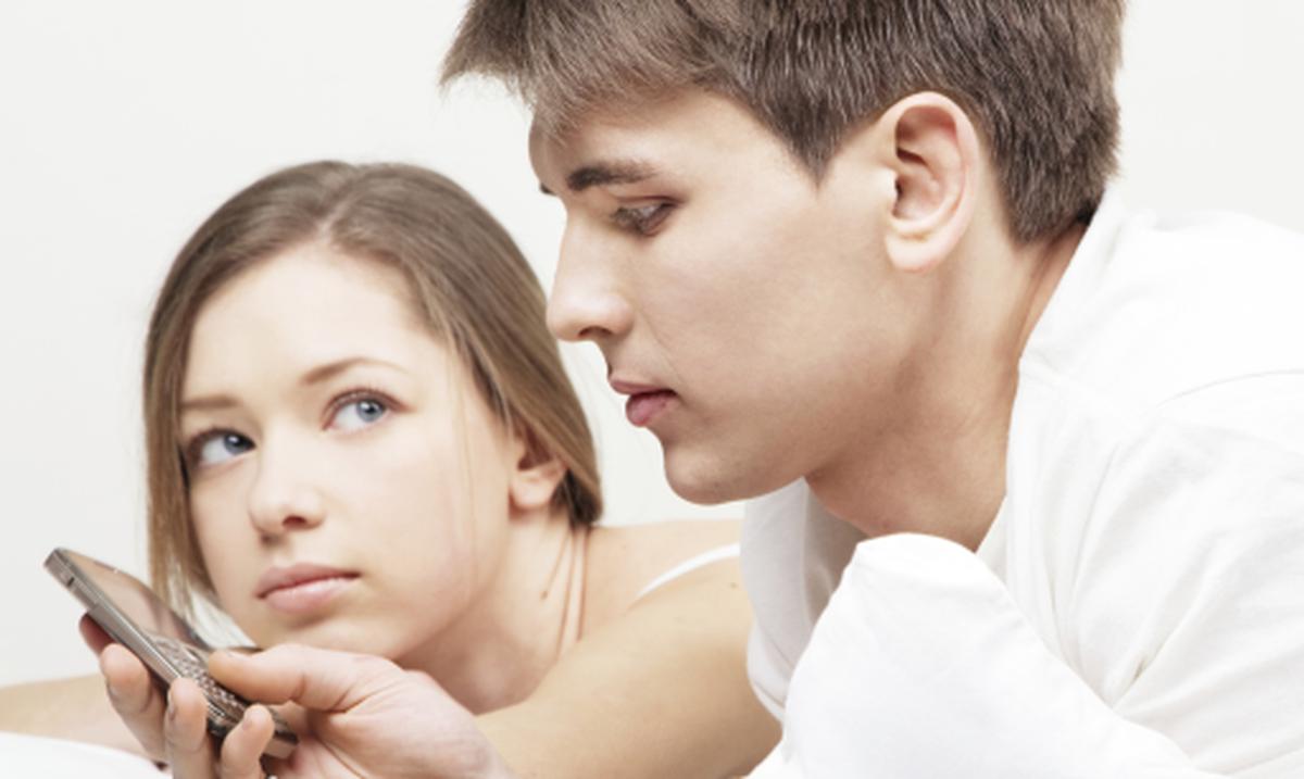 La obsesión de textear - Primera Hora