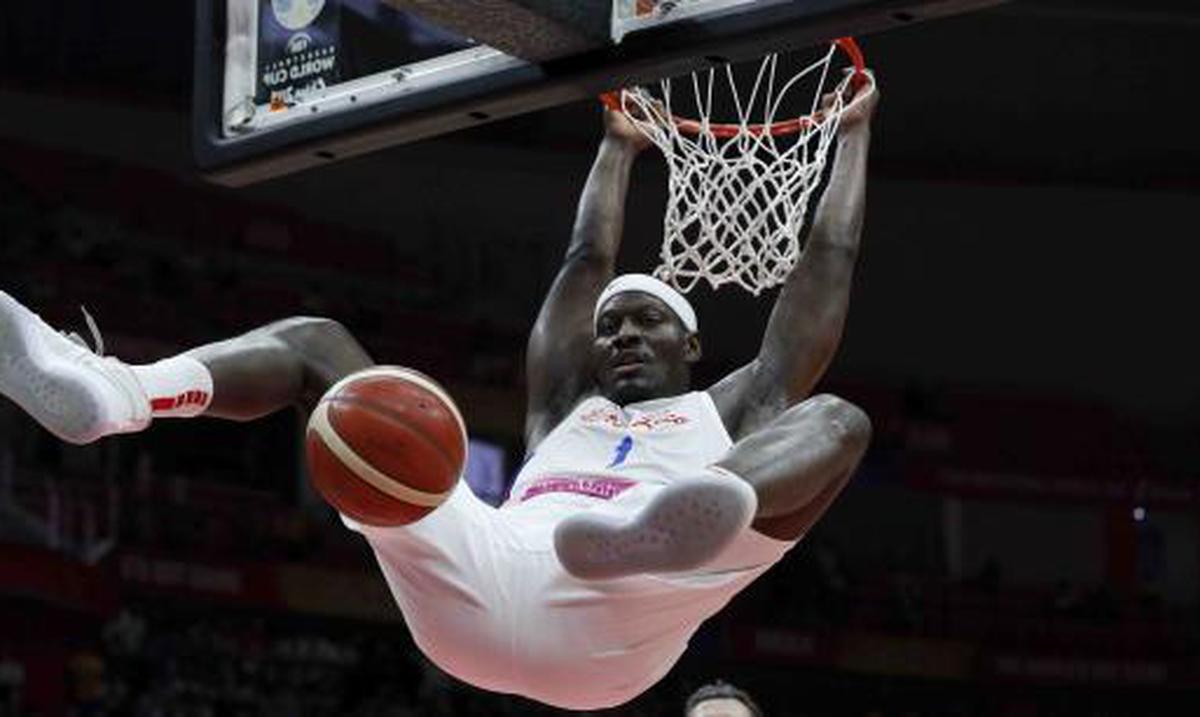 Ramón Clemente pasa a los Piratas - Primera Hora