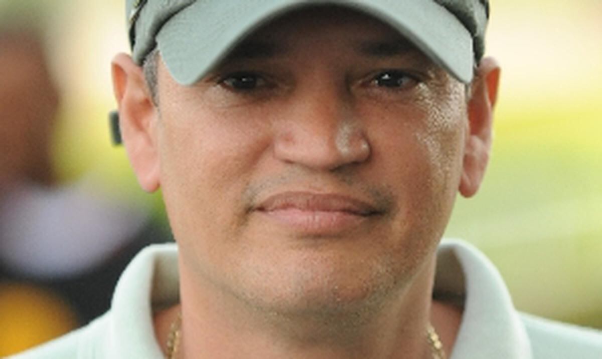 Joe Pike vuelve a la carga en la primera - Primera Hora