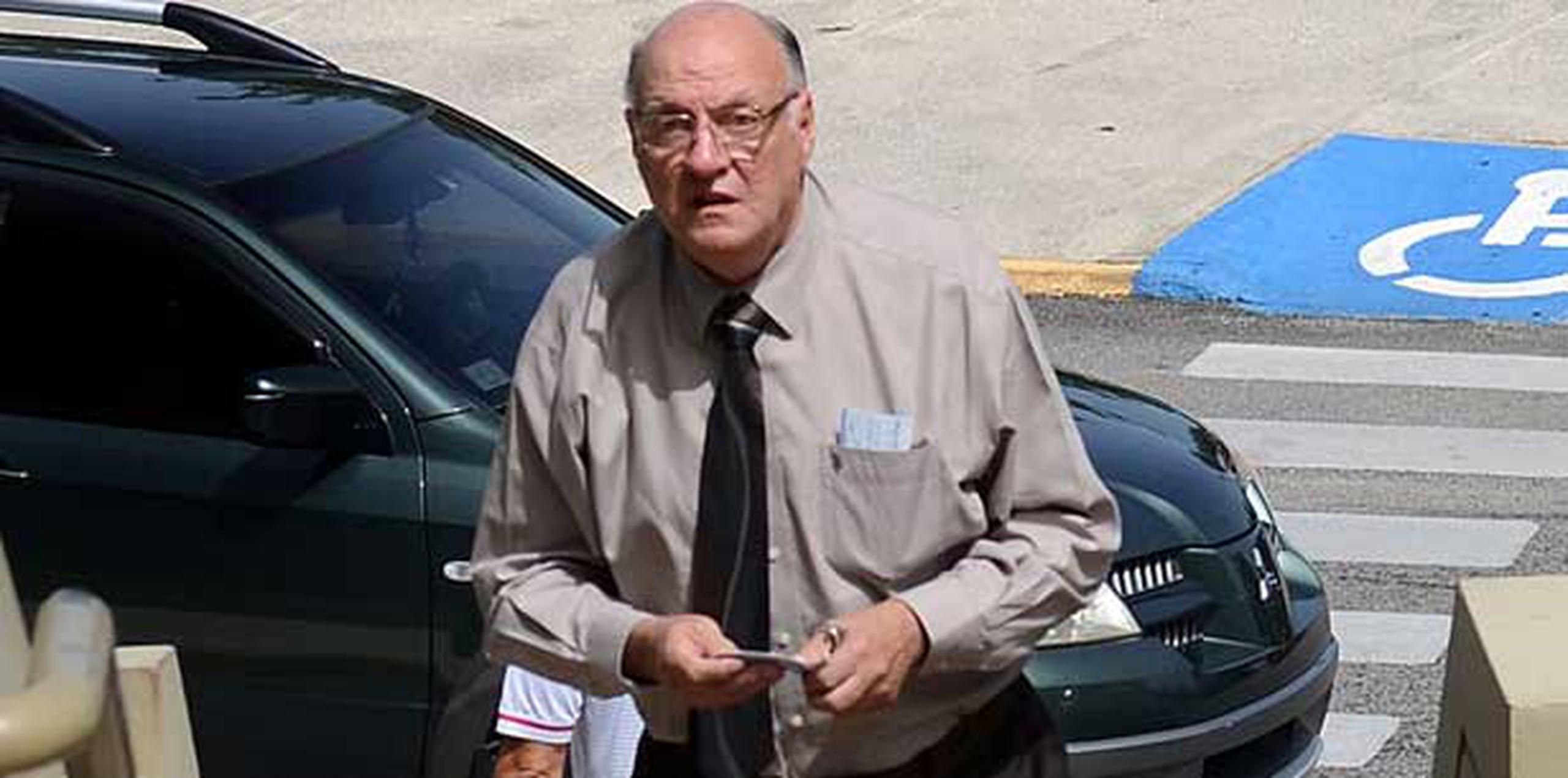 Para largo caso contra médico imputado de grabar a secretaria en baño ...