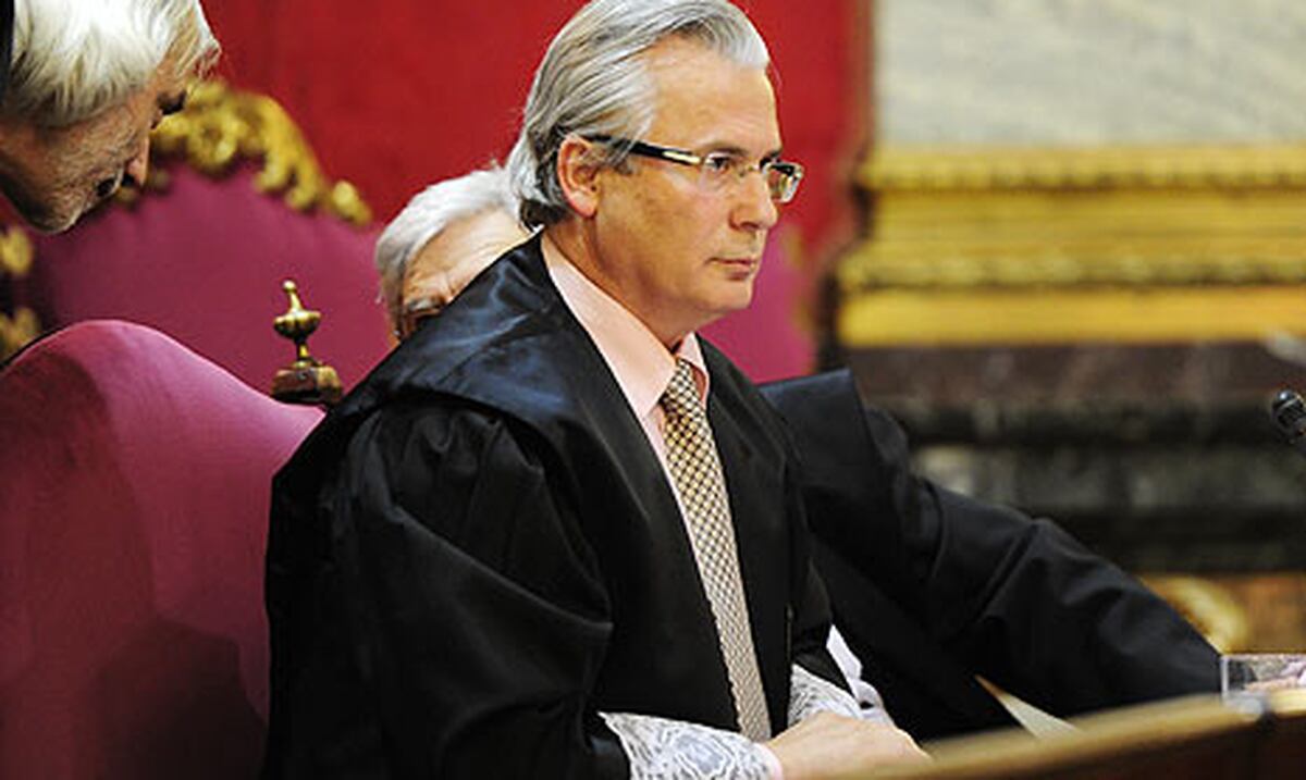 Juez Baltasar Garzón sube al estrado; ahora es el acusado - Primera Hora