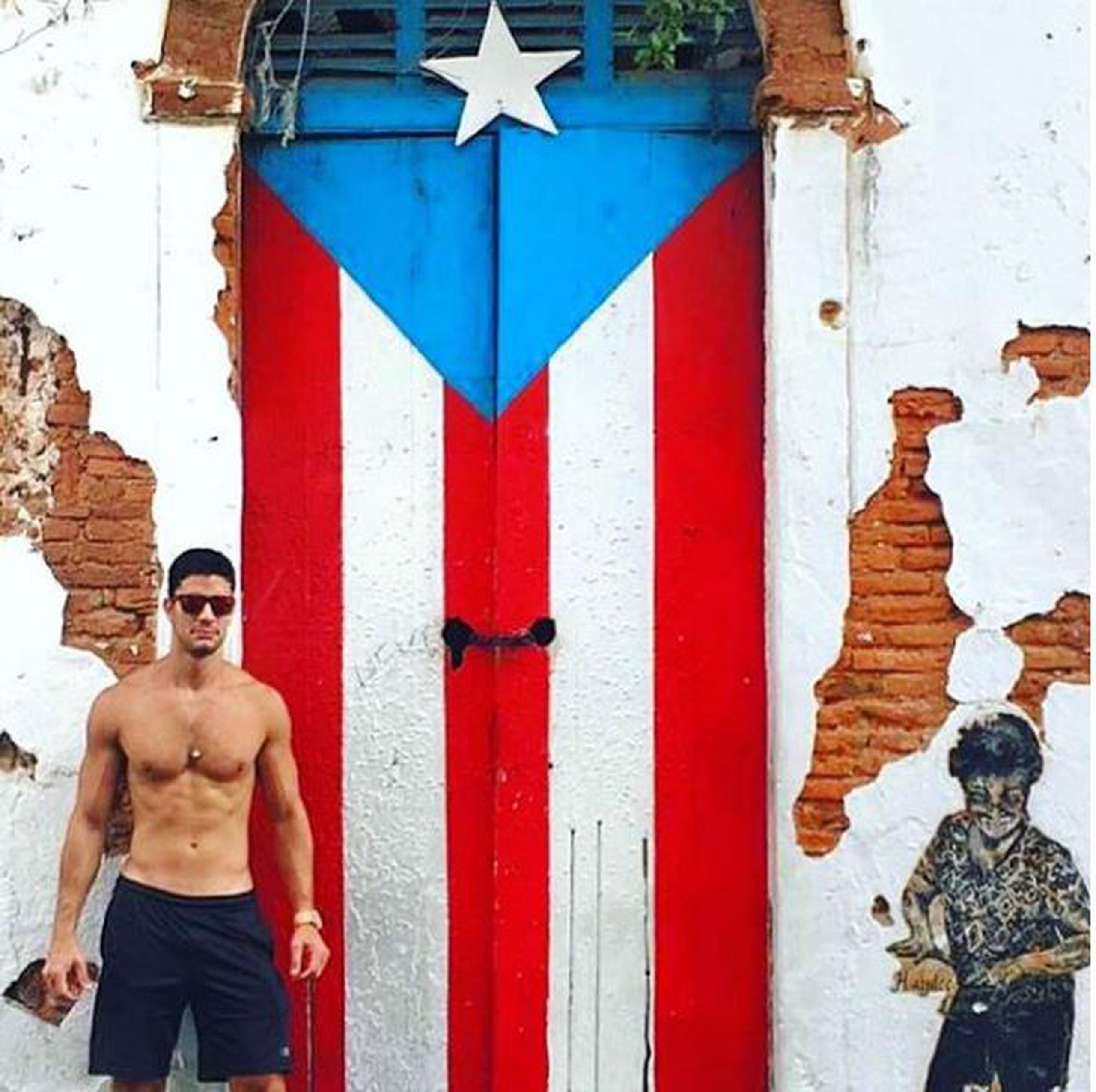 Sexy piloto boricua cautiva las redes sociales - Primera Hora