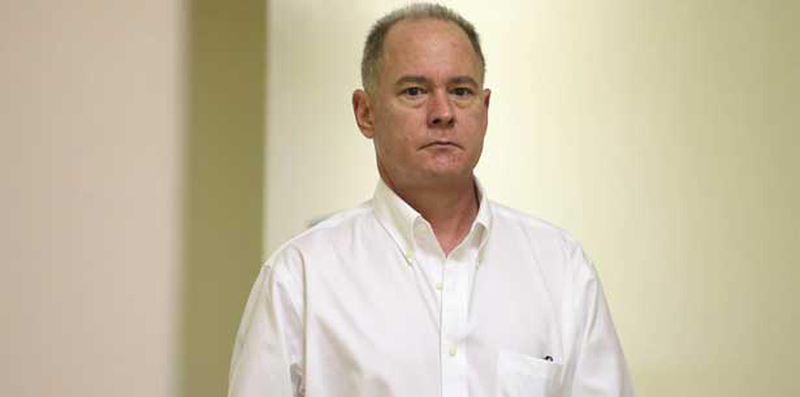 Podrían usar casi 400 fotos en caso contra Pablo Casellas - Primera Hora