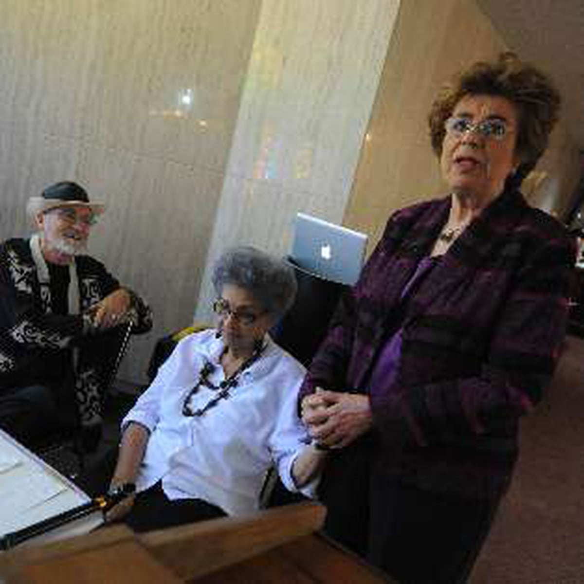 Victoria Espinosa instó a los actores y técnicos a unirse como una sola ...