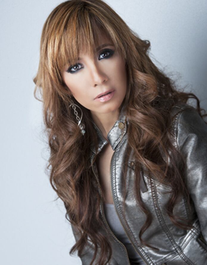 Lourdes Robles explora una nueva etapa - Primera Hora