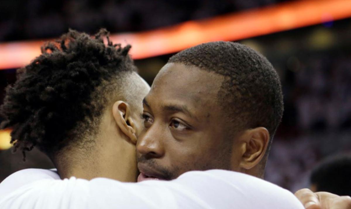 Vídeo: Wade llora al enterarse que era el jugador favorito de Prince ...