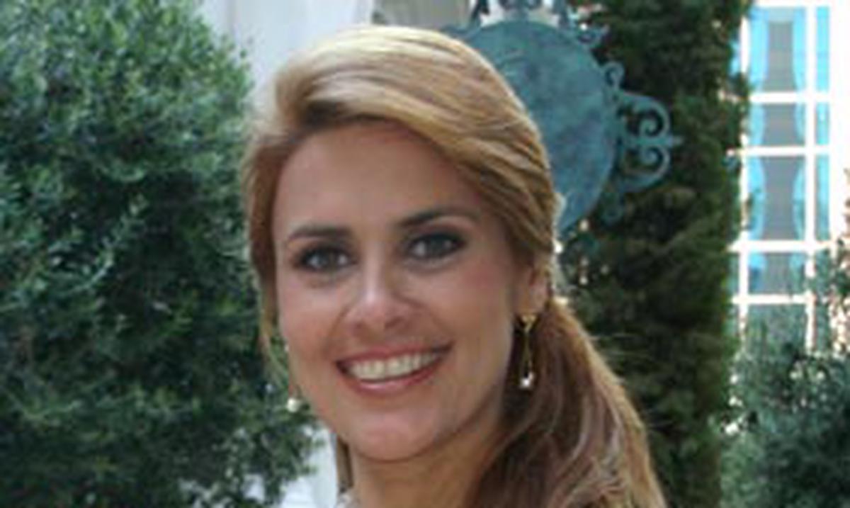 Feliz Deborah Carthy Deu tras dar a luz su primer hijo - Primera Hora