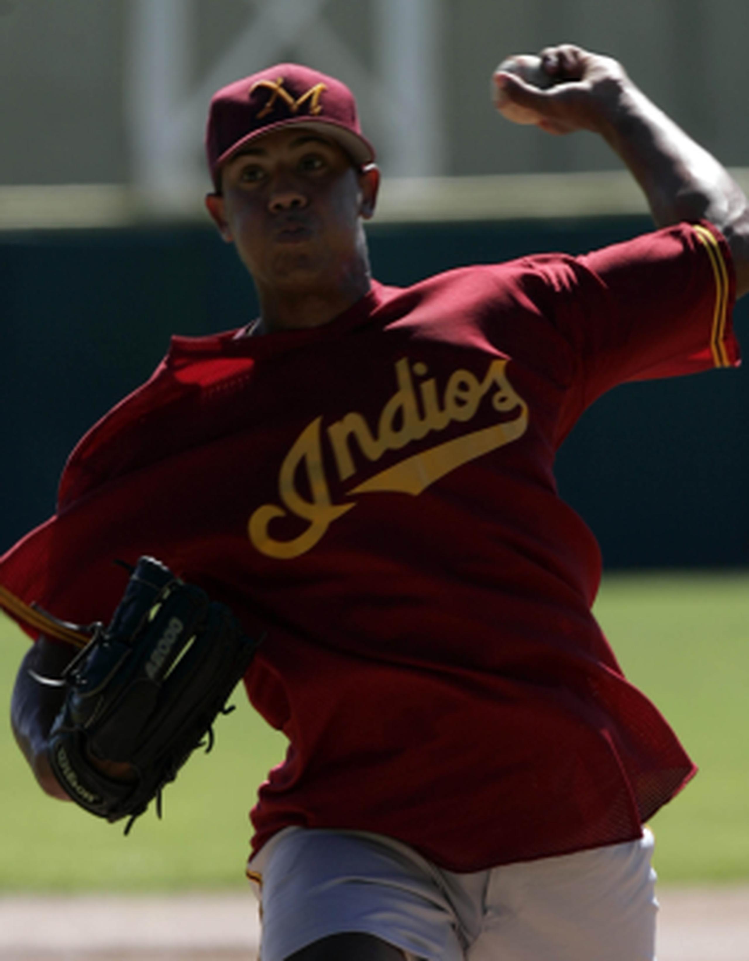 Suspendido por un año lanzador Alexander Woodson - Primera Hora