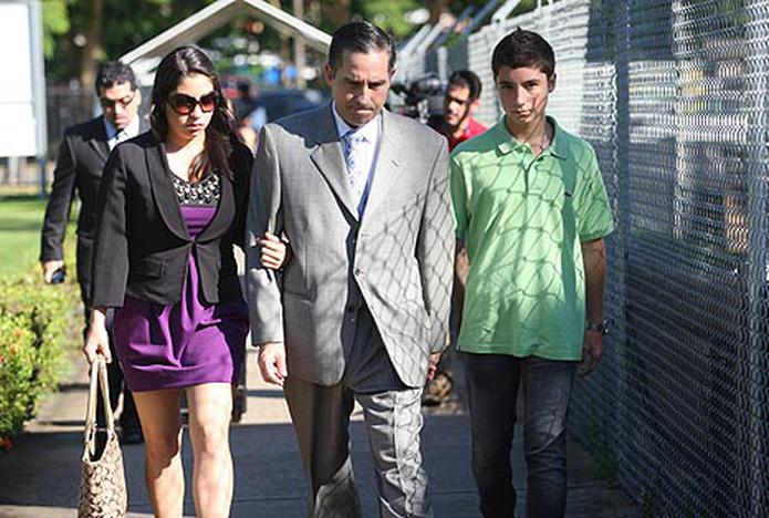 Juez decide que Jorge De Castro Font debe permanecer bajo arresto ...