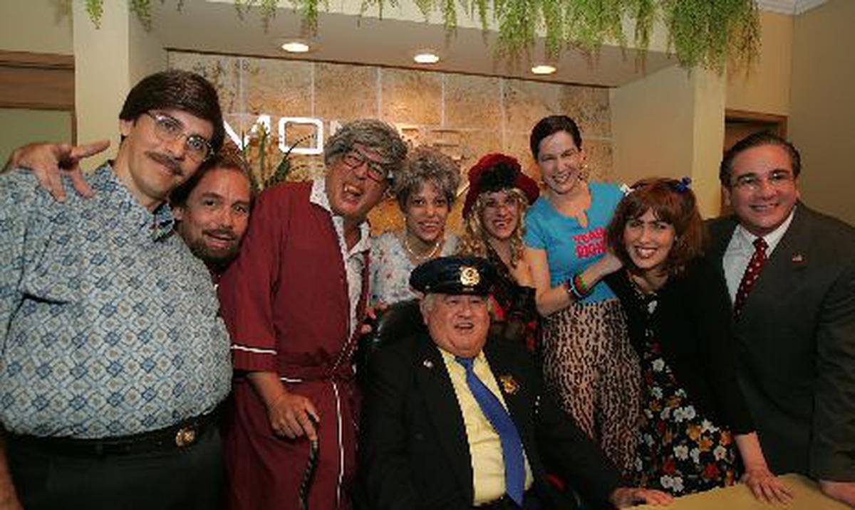 Picante el regreso de 'El condominio' a Telemundo - Primera Hora