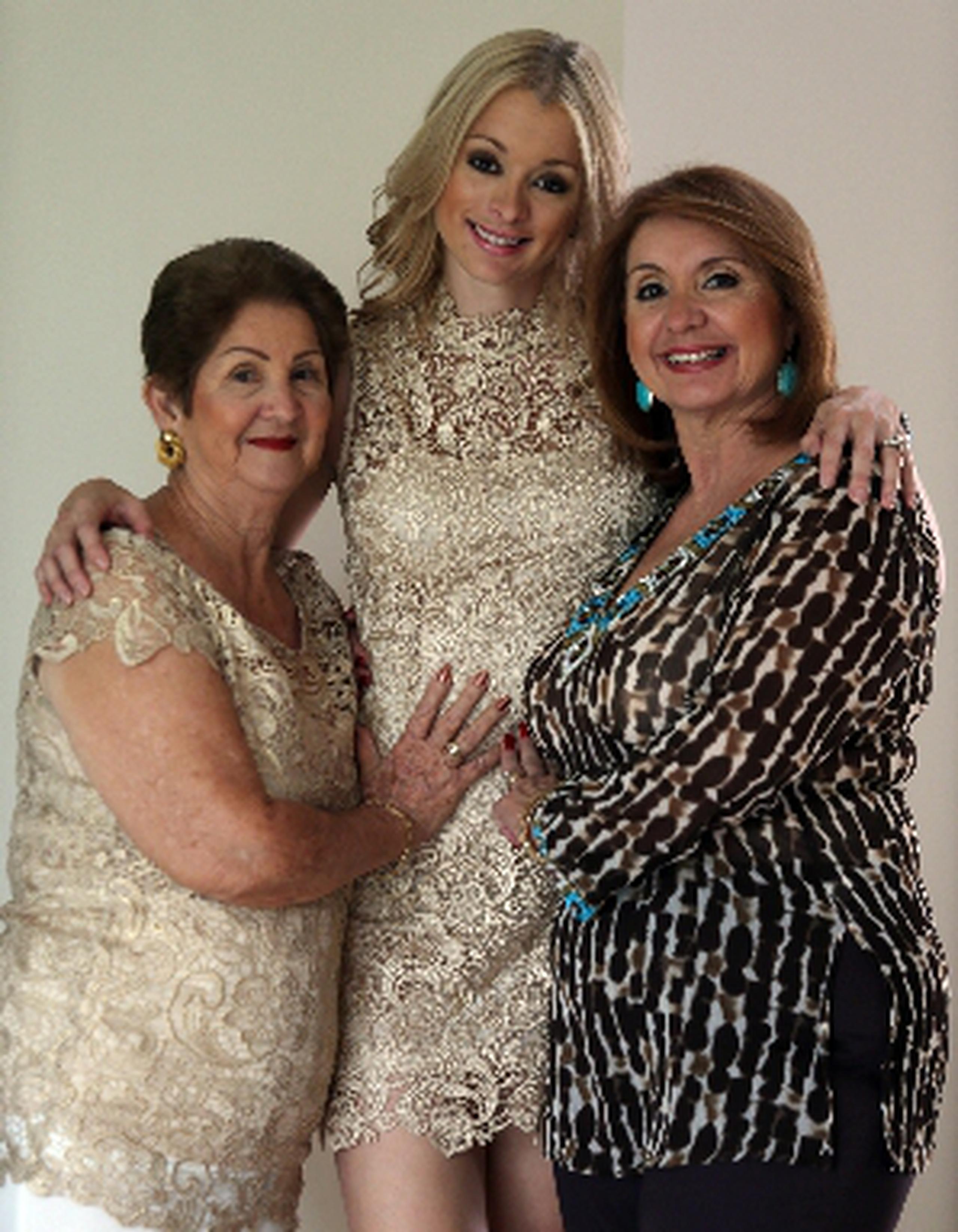 Uma Blasini, su mamá y su abuela: Tres generaciones... un amor -VÍDEO ...
