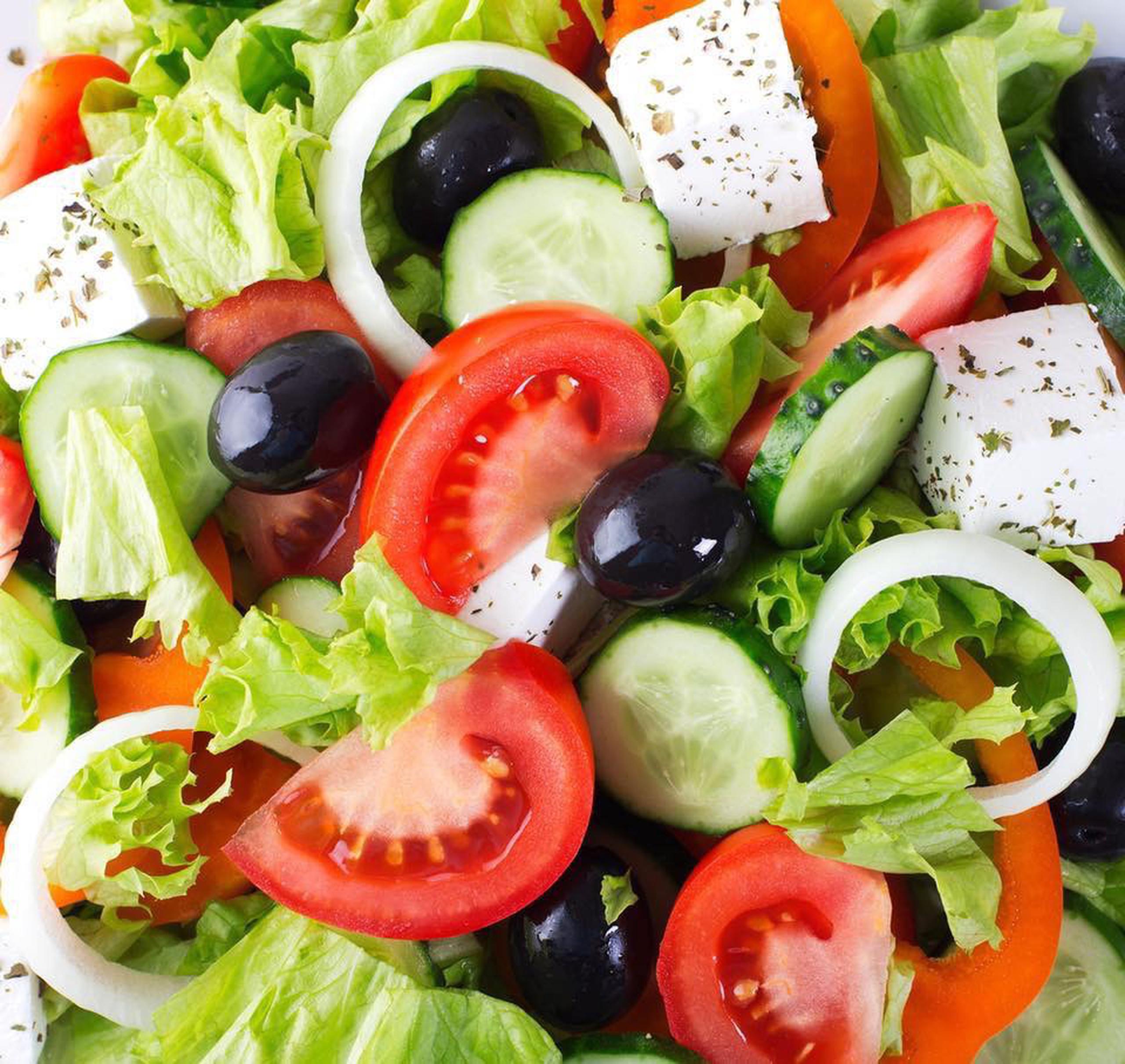 Negocios de comida locales se las inventan para seguir operando ...