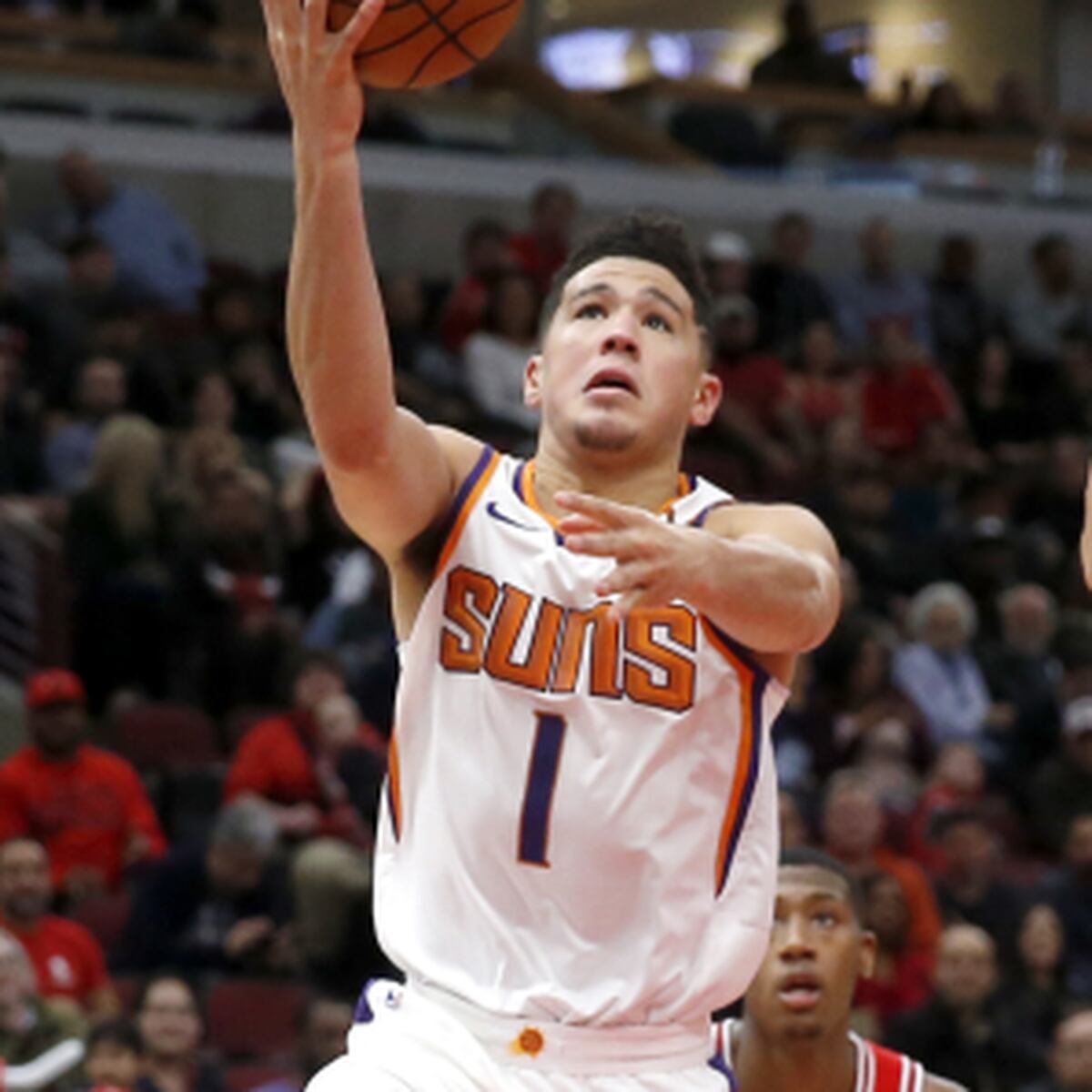 Devin Booker anota 46 ante los Sixers - Primera Hora
