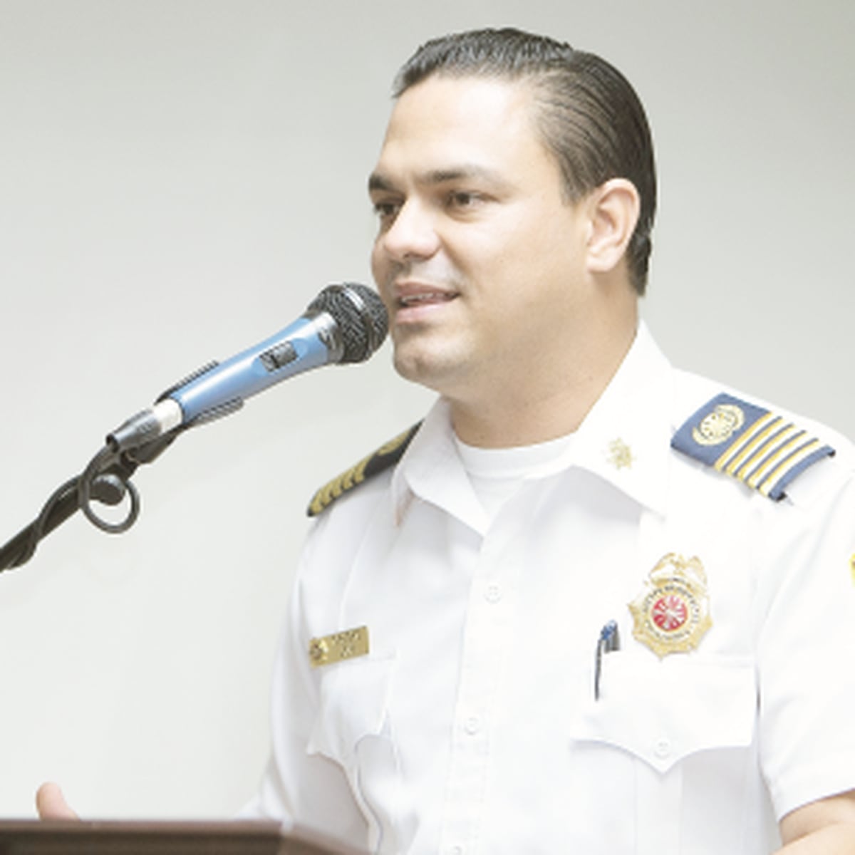 Ángel Crespo se va con el Año Viejo - Primera Hora