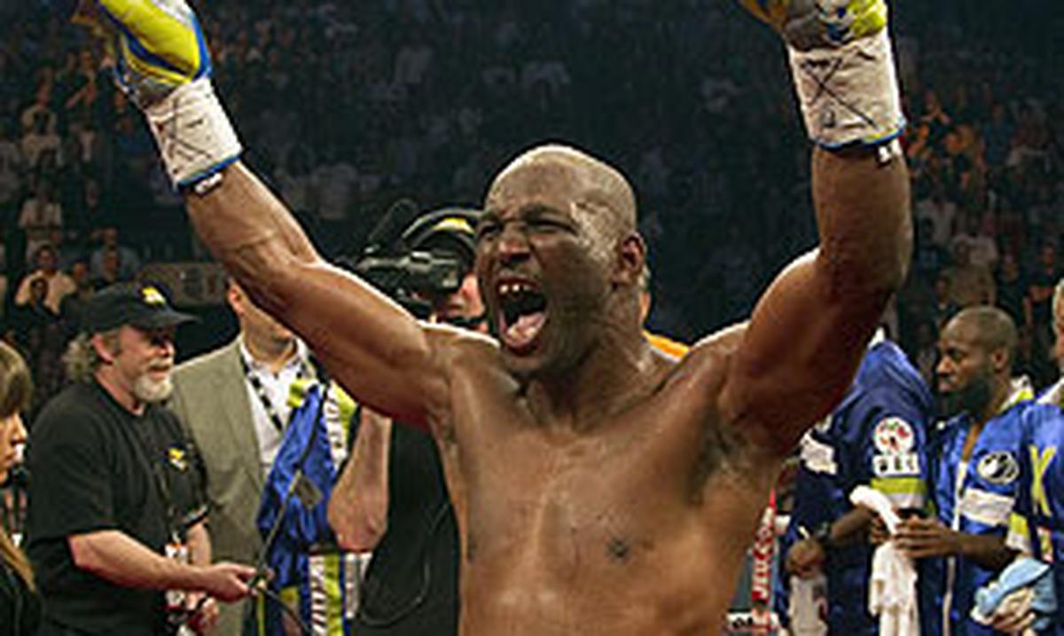 Bernard Hopkins le gana a Jean Pascal - Primera Hora