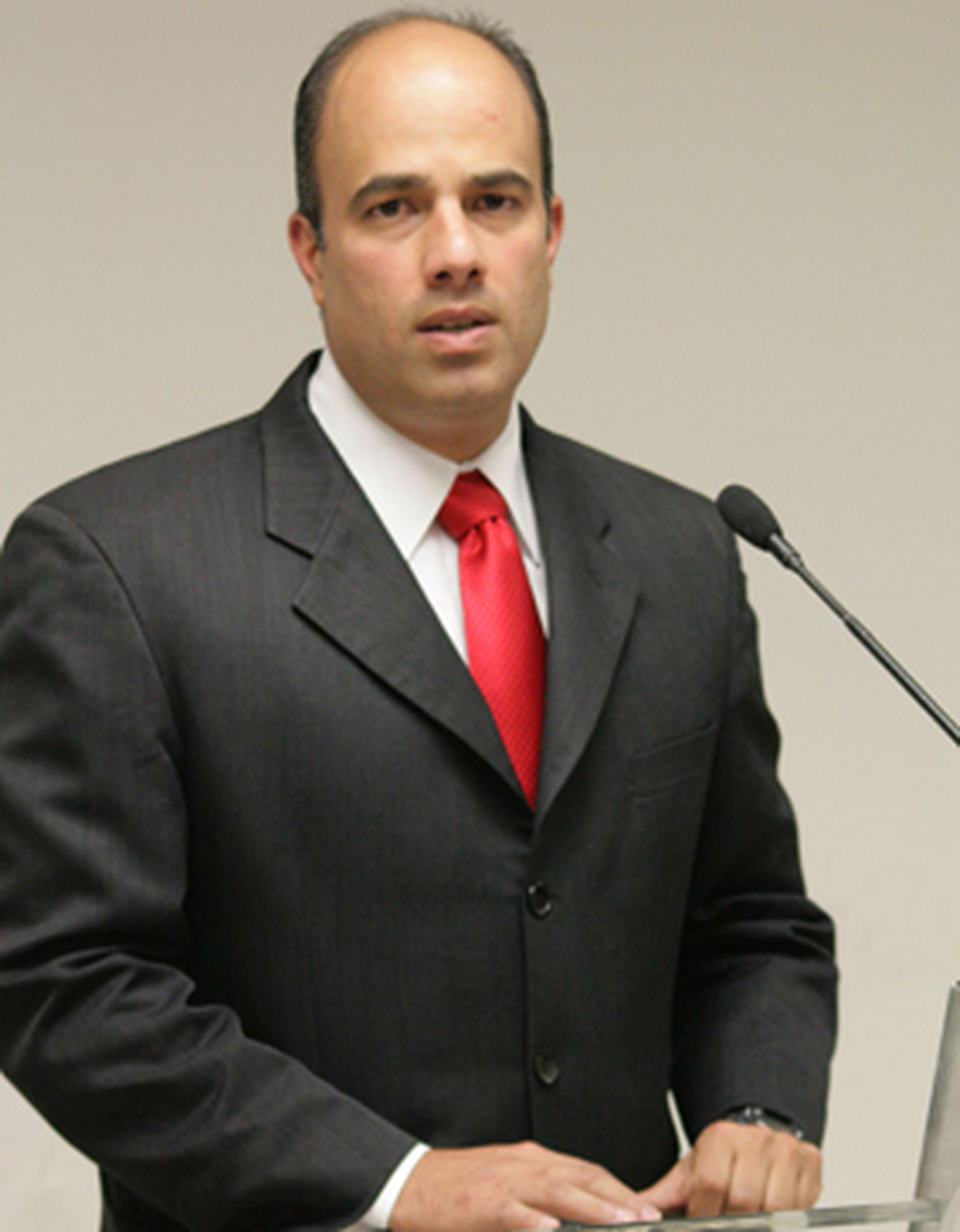 Héctor Ferrer arrestado por violencia doméstica - Primera Hora