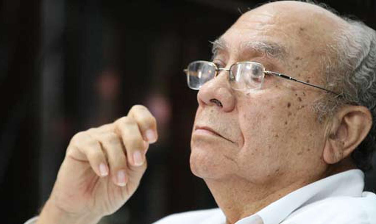 Solicitan sangre y plaquetas para Luis Nieves Falcón - Primera Hora