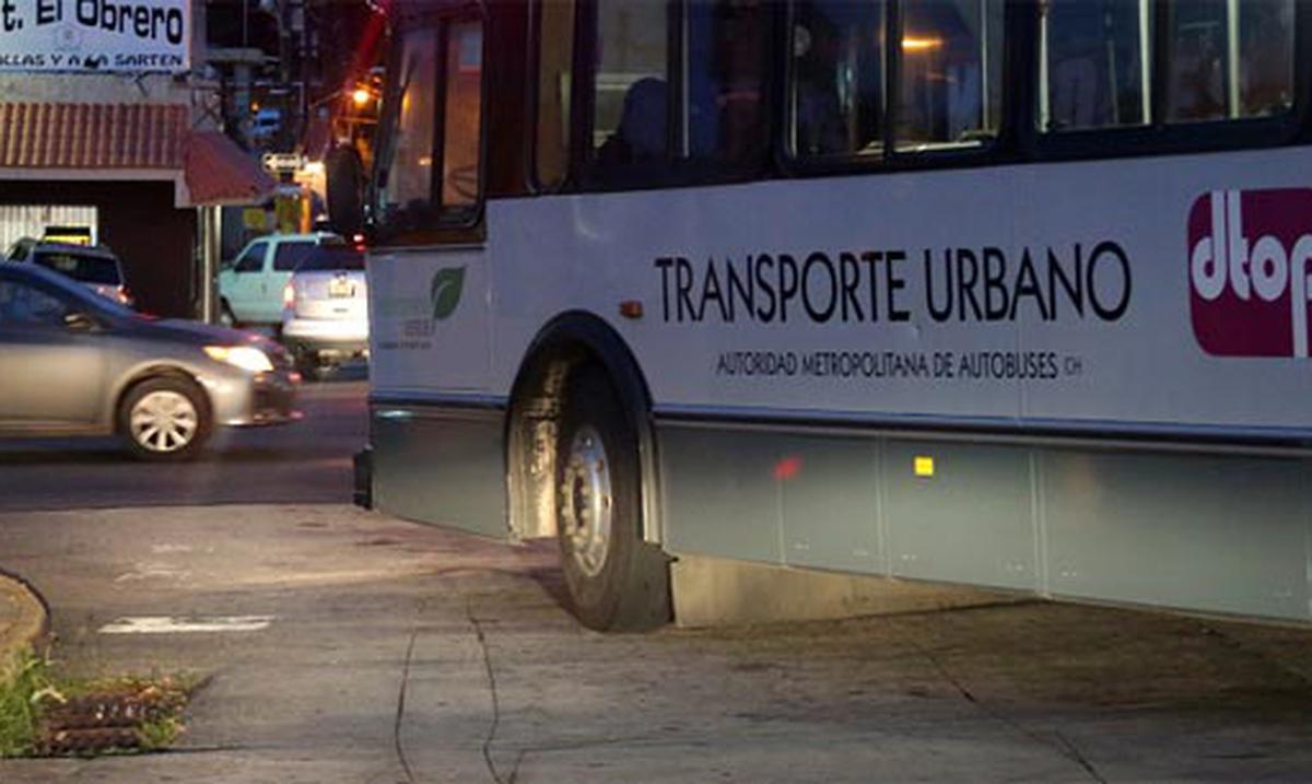 Cambios en rutas de la AMA por trabajos en carreteras - Primera Hora