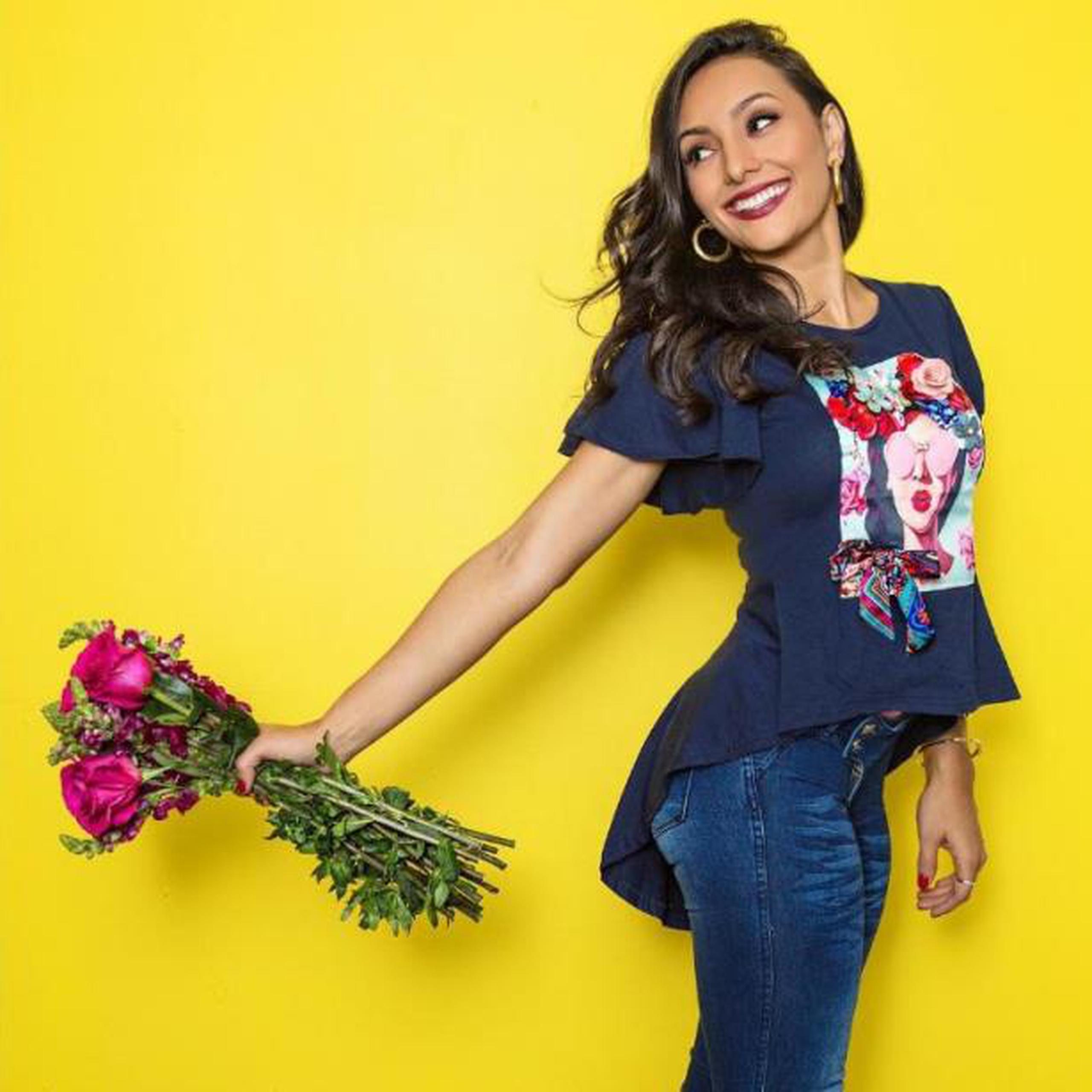 Un honor para Nicole Chacón estar en la parada - Primera Hora