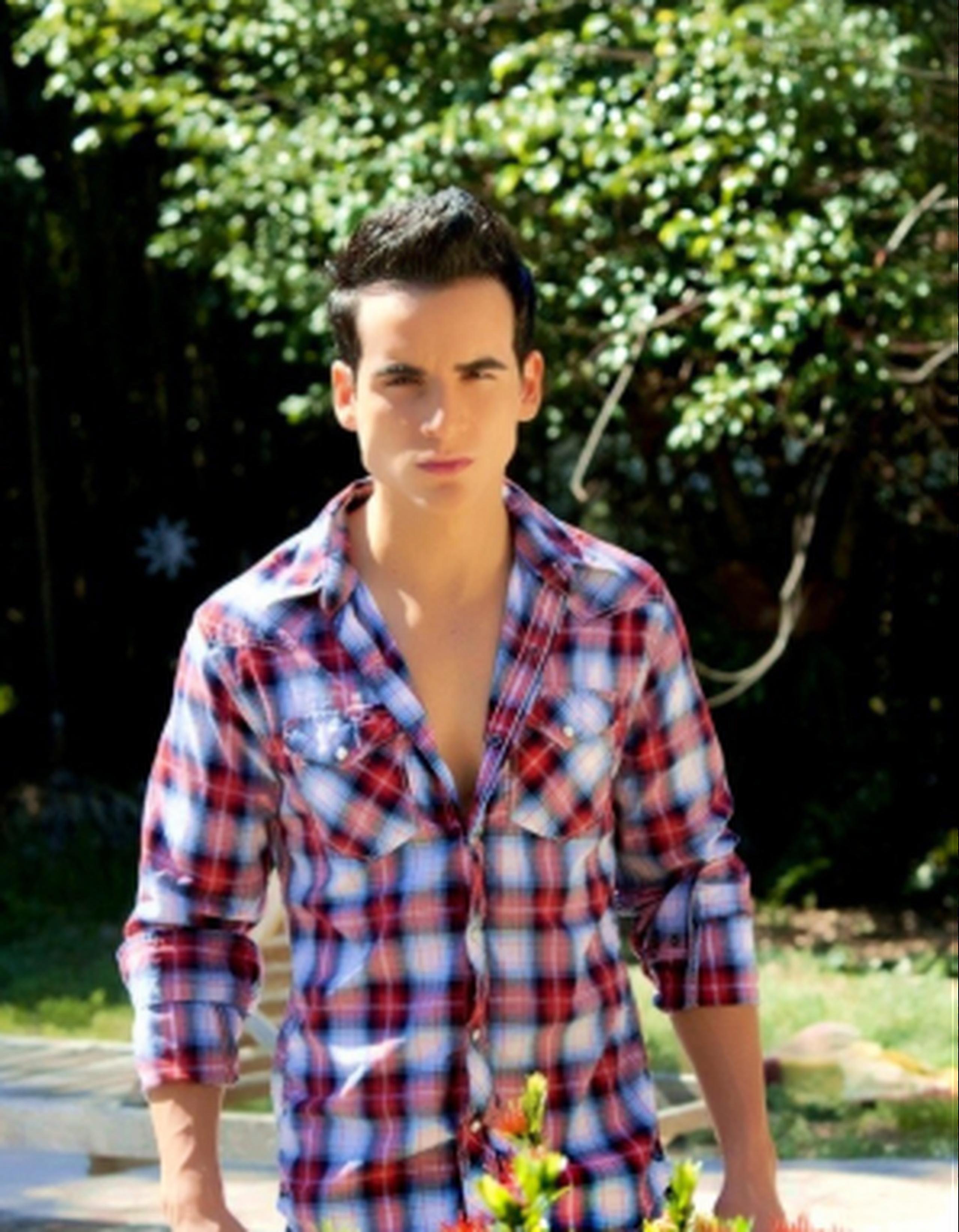 Alexander Torres crece como villano - Primera Hora