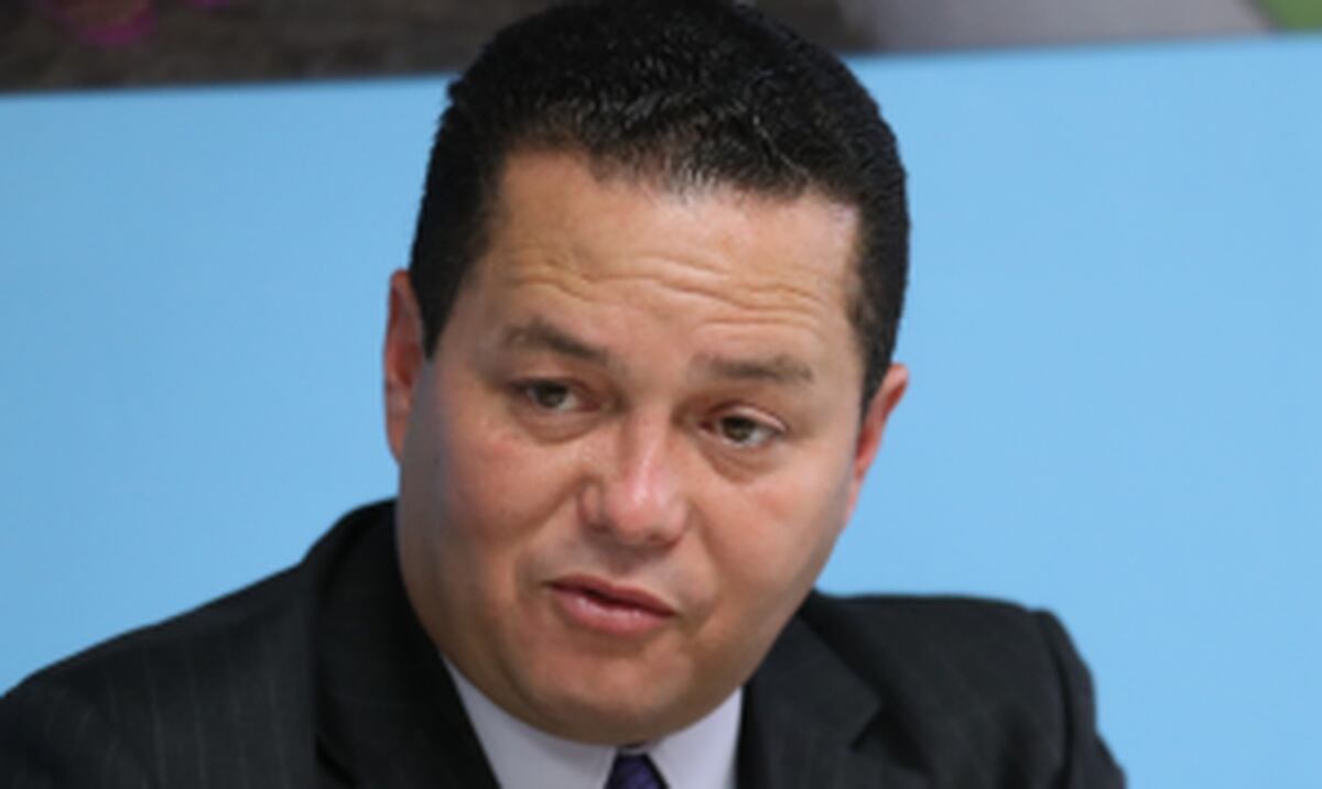 Ángel Pérez no ha recibido detalles de la investigación - Primera Hora