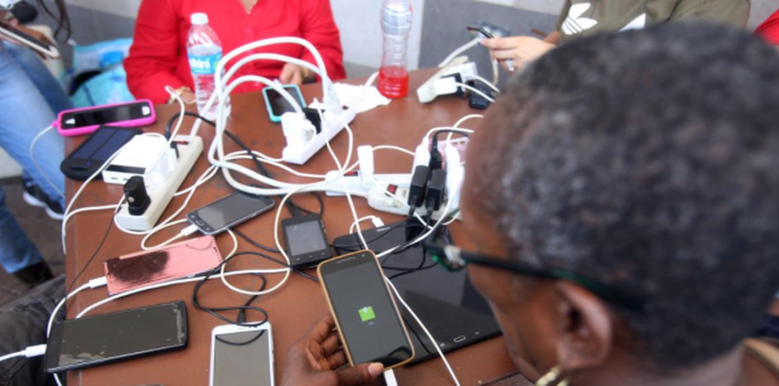 Siguen avanzando las labores para recuperar las telecomunicaciones en ...