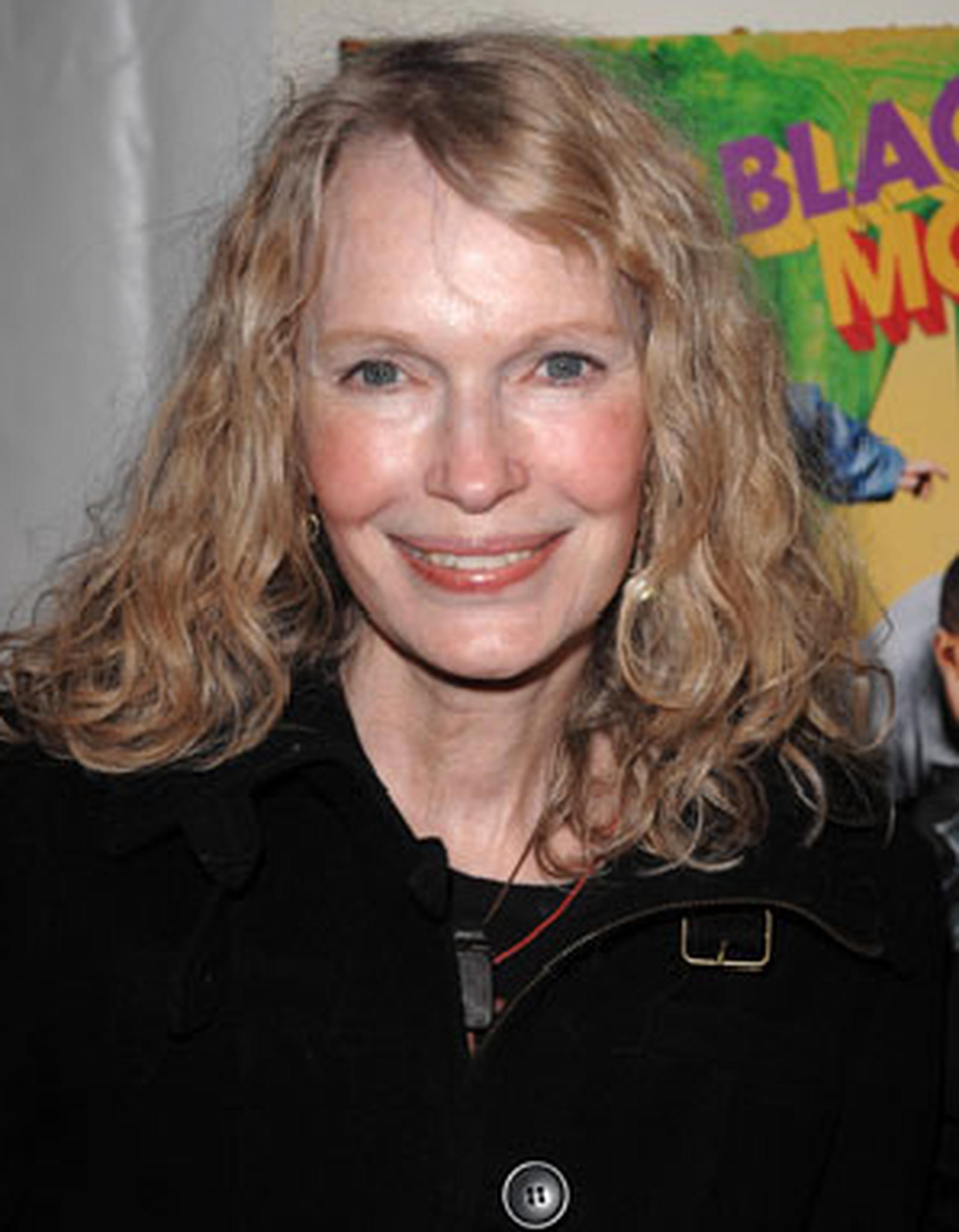 Mia Farrow: Mi hijo "podría" ser de Sinatra - Primera Hora