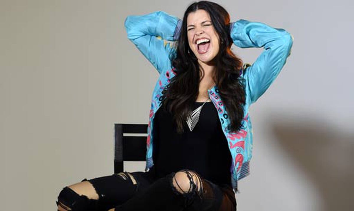 Janina reaparece con película, música y marido - Primera Hora