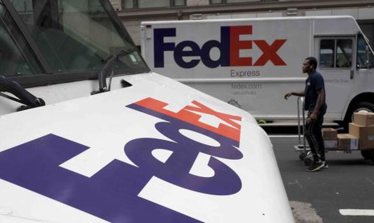 FedEx planea hacer entregas los siete días de la semana - Primera Hora