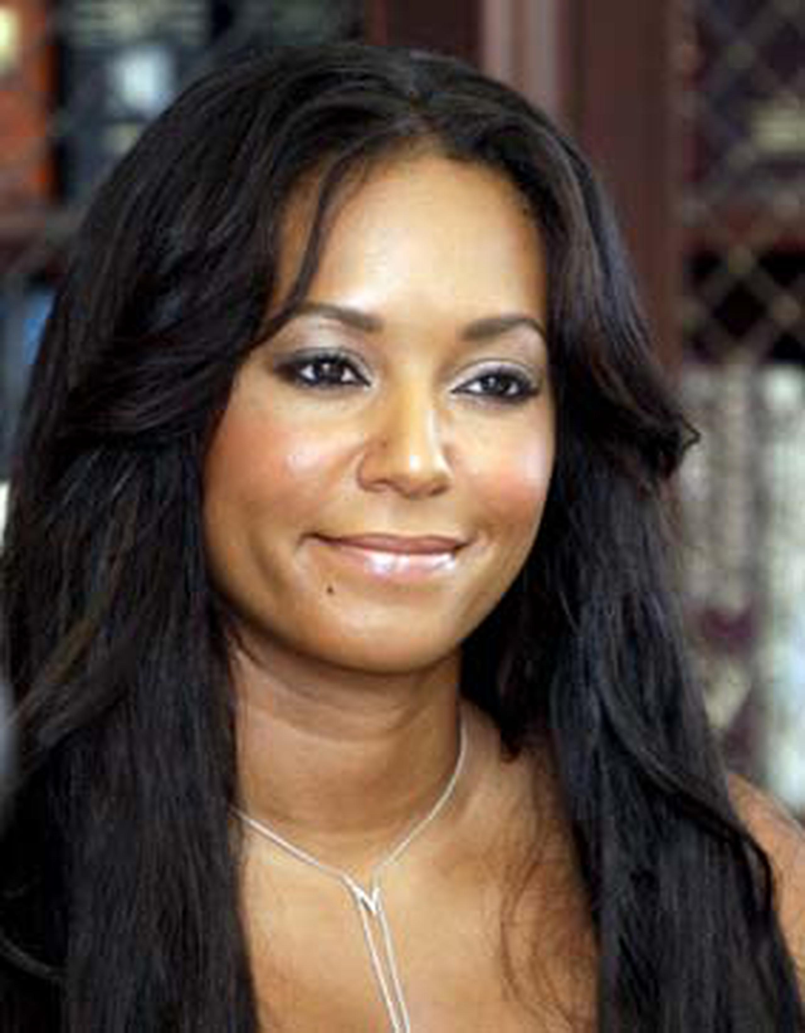 Mel B da a luz a una niña - Primera Hora