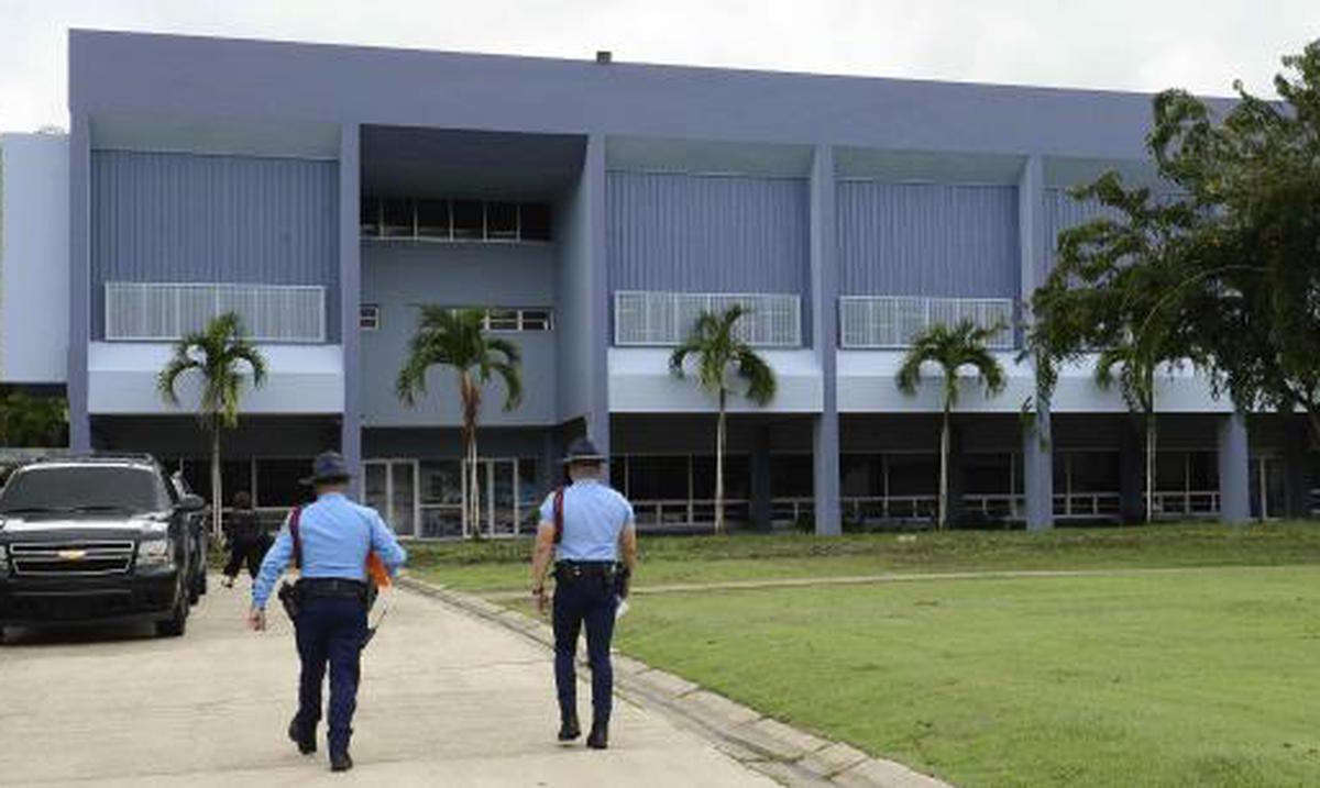 Entusiasmo en la nueva Academia de la Policía - Primera Hora
