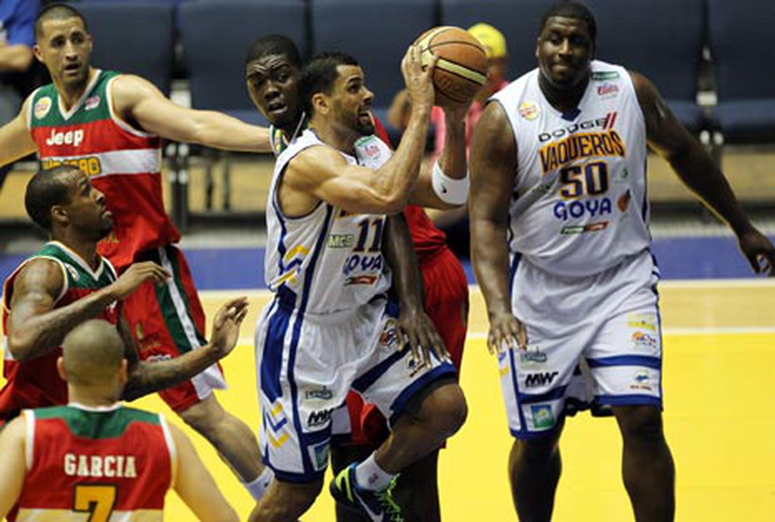 Cerrado triunfo de los Vaqueros de Bayamón - Primera Hora