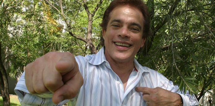 Se juntan los personajes más famosos de Raulito Carbonell - Primera Hora