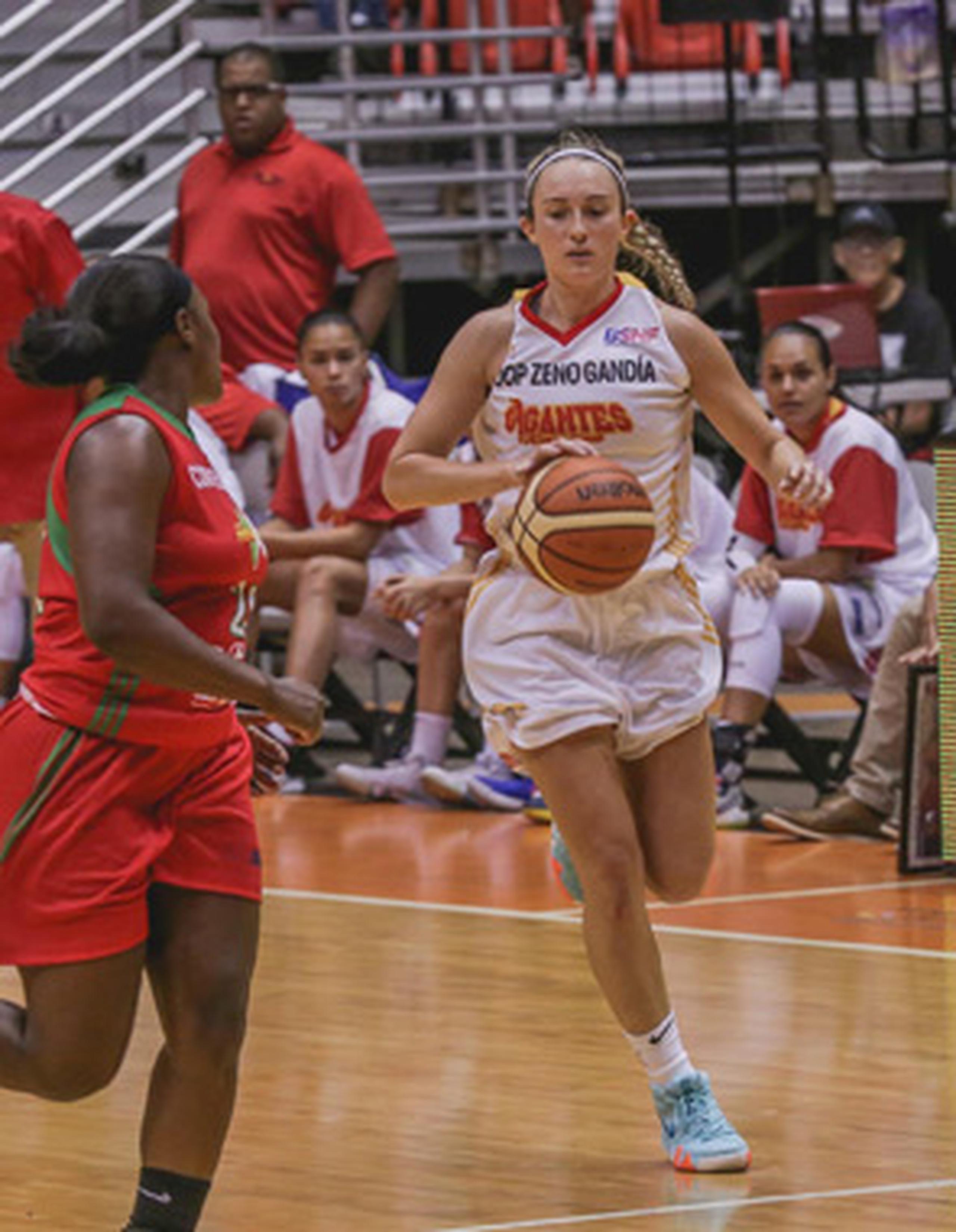 A cinco victorias Carolina de la temporada perfecta - Primera Hora