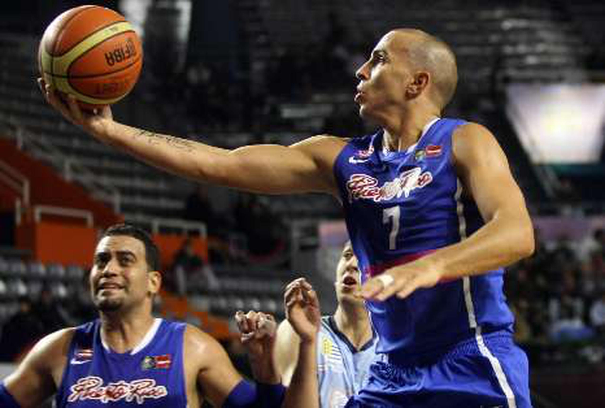 Carlos Arroyo, clave en el triunfo - Primera Hora