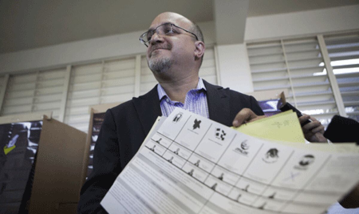 Rafael Bernabe ya votó - Primera Hora