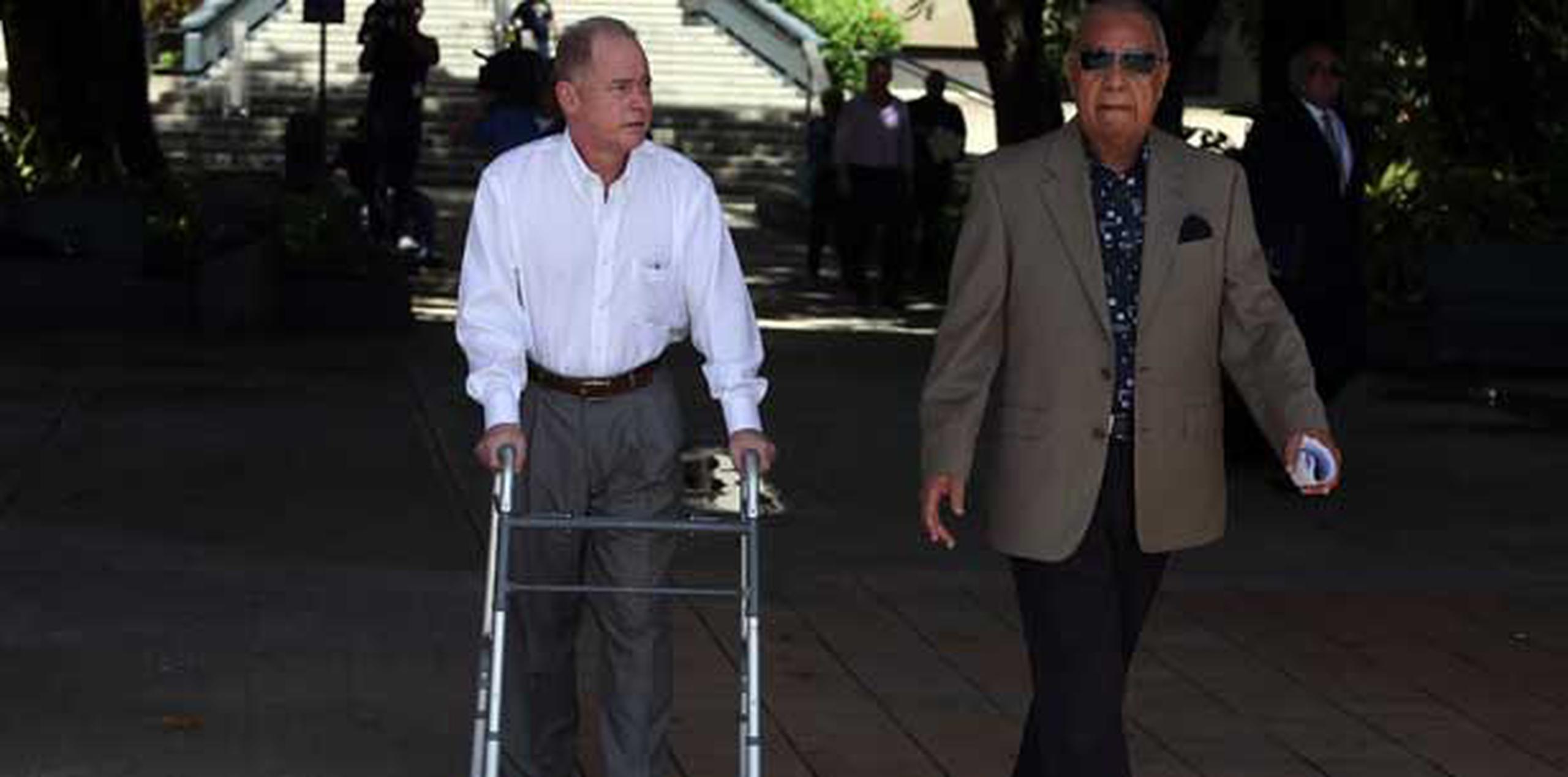 Pablo Casellas deja la silla de ruedas y ahora usa andador - Primera Hora