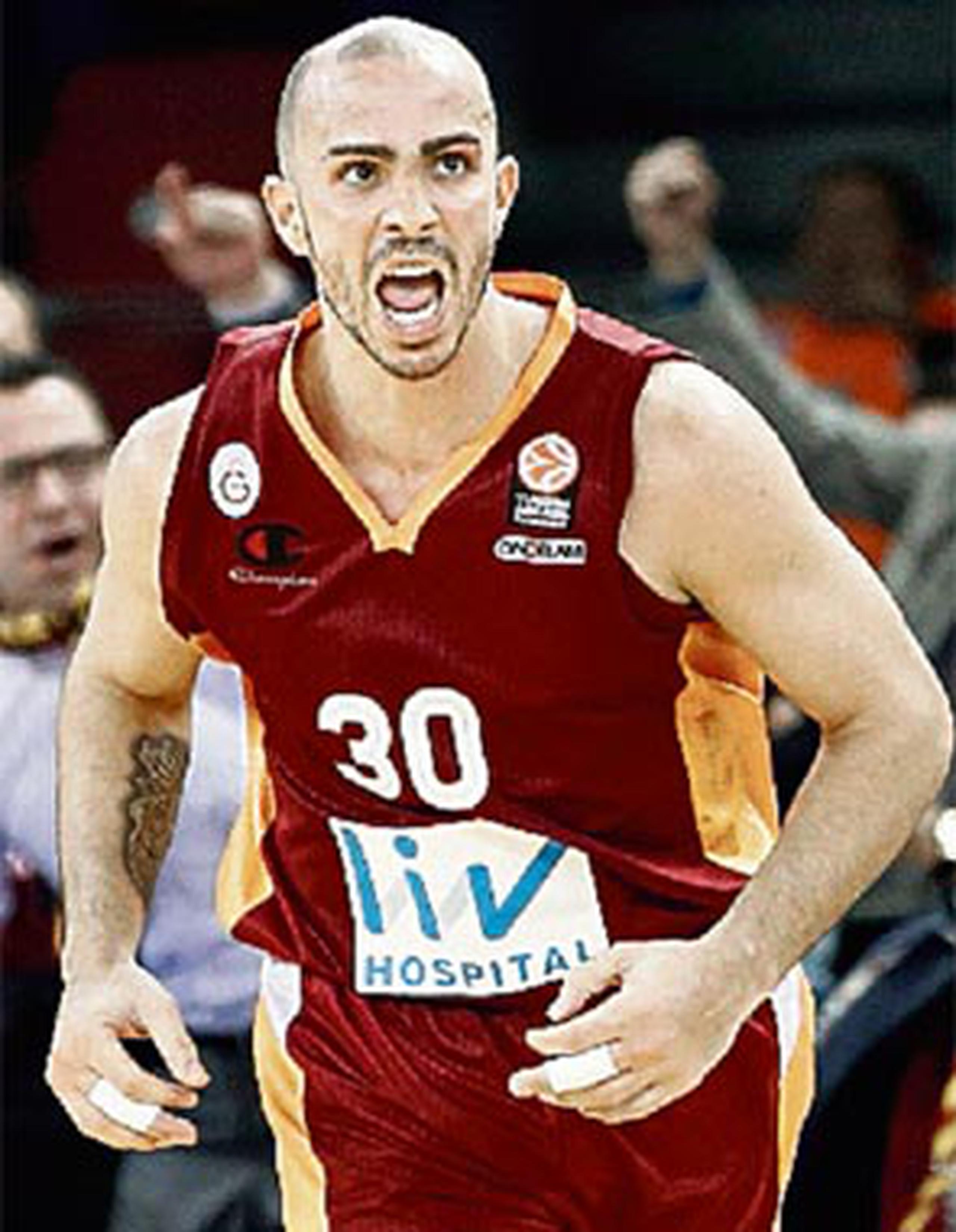 Pierde Carlos Arroyo y sale lesiondo - Primera Hora