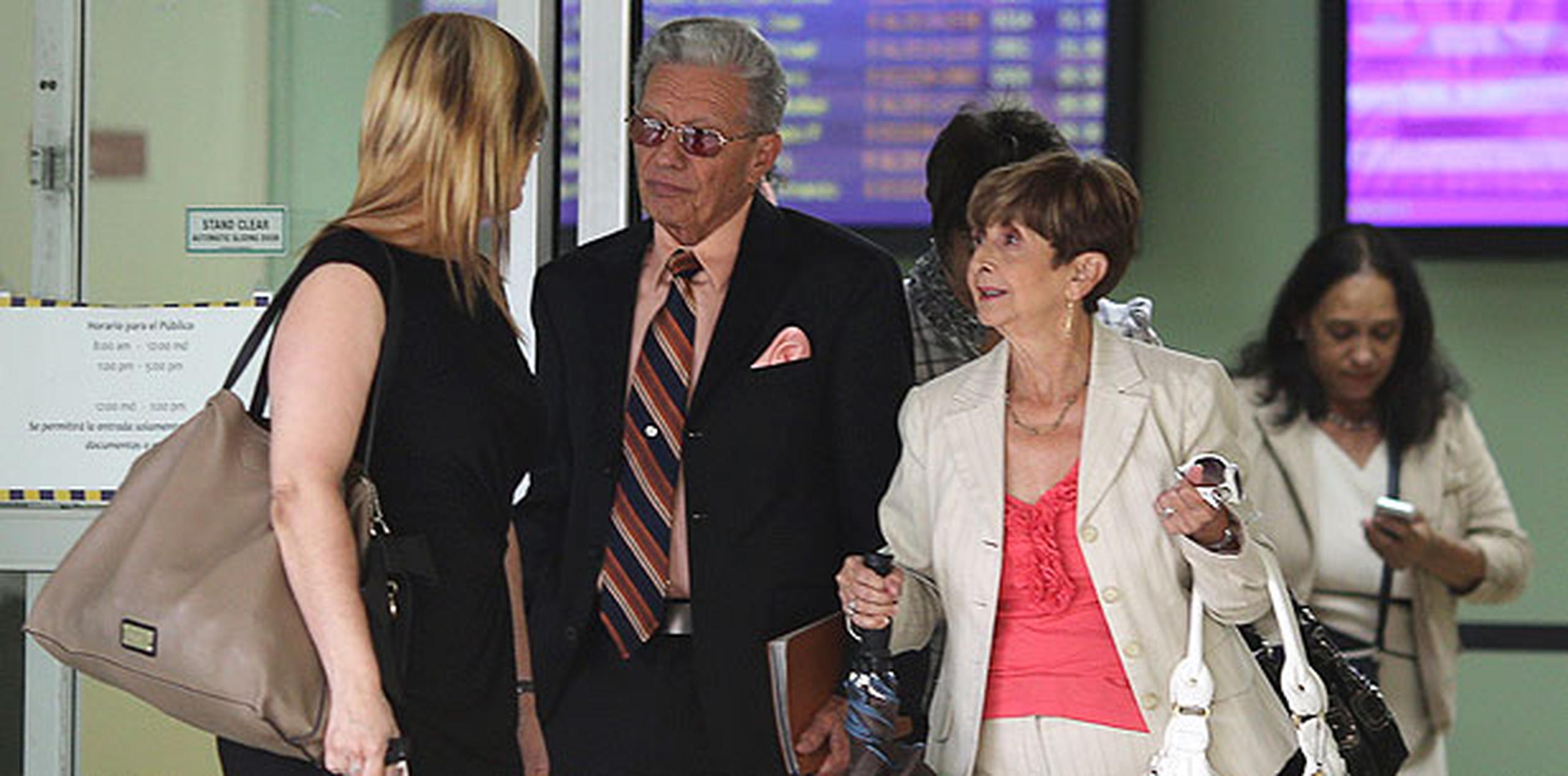 Inicia el desfile de prueba contra Wiso Malavé - Primera Hora