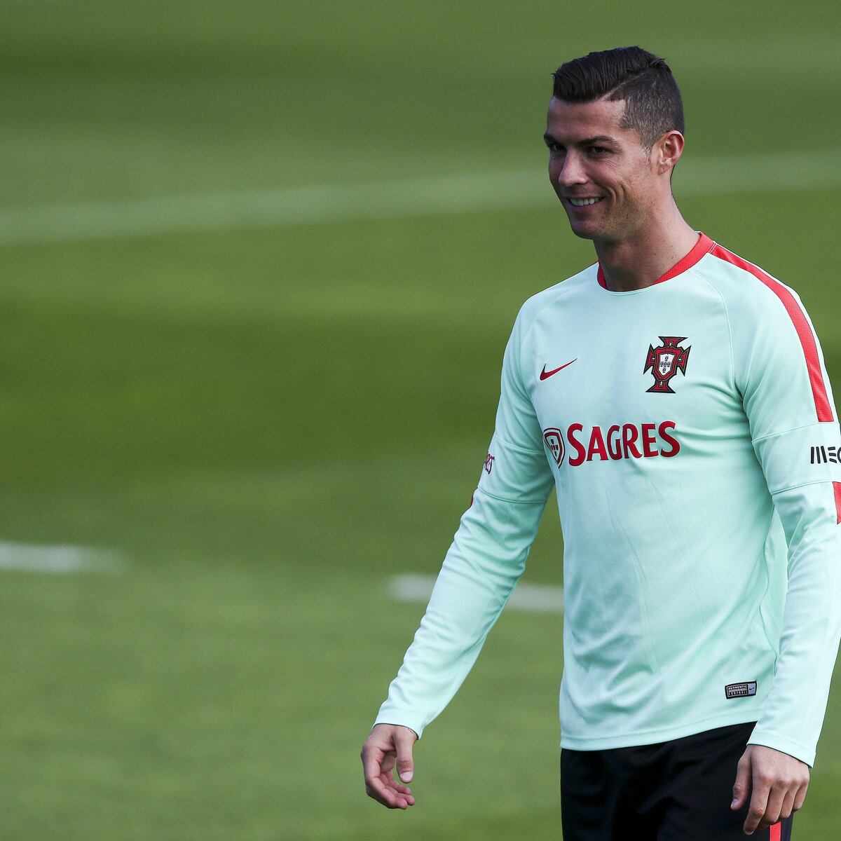 Cristiano Ronaldo firma contrato a largo plazo con Nike - Primera Hora