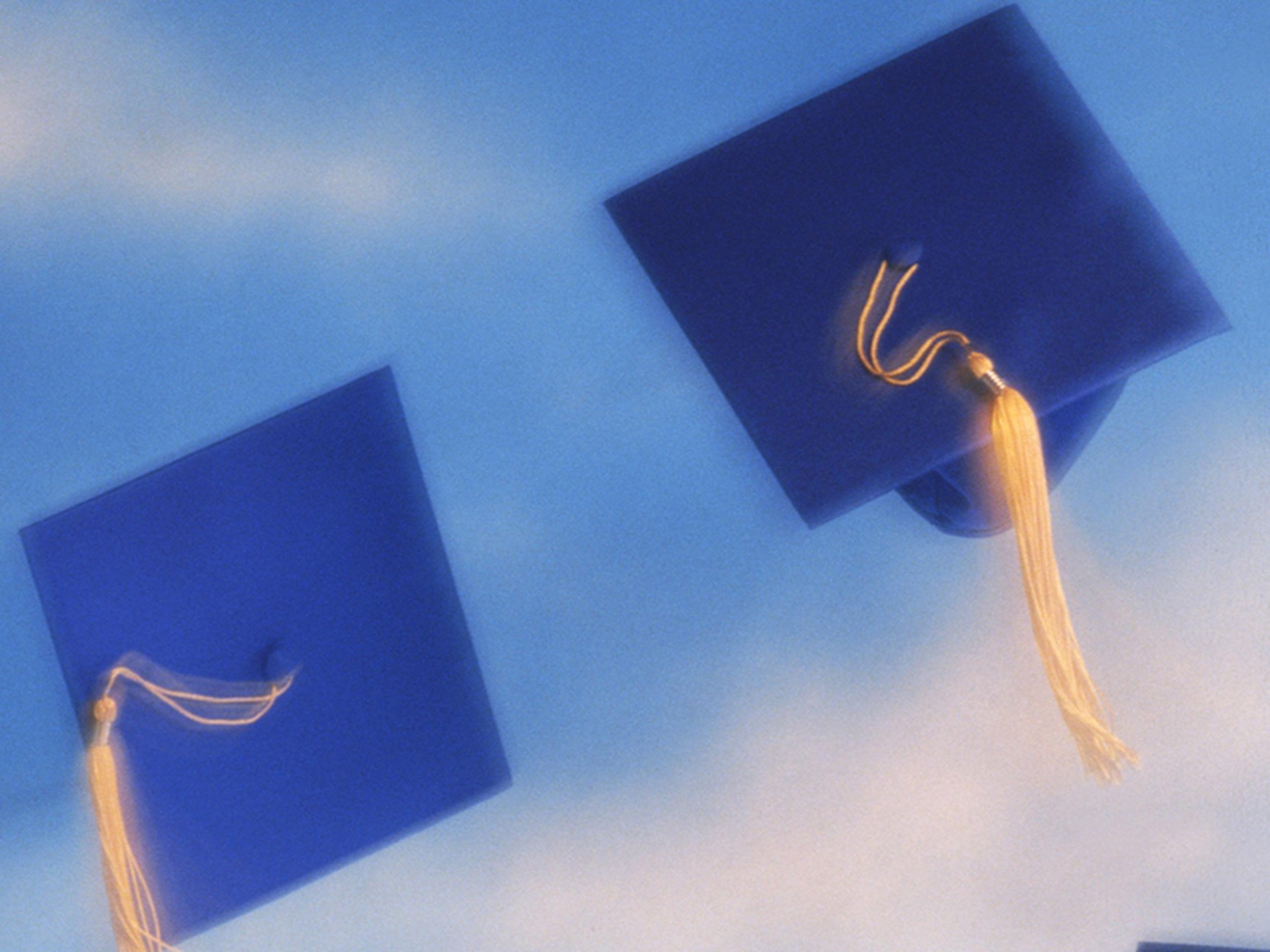 A padres de los Seniors 2020: envíanos una foto de tu graduando ...