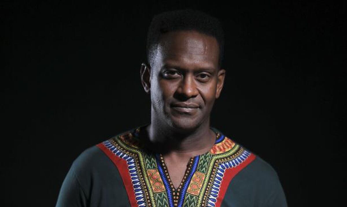 Modesto Lacén reparte de lo que él sabe - Primera Hora